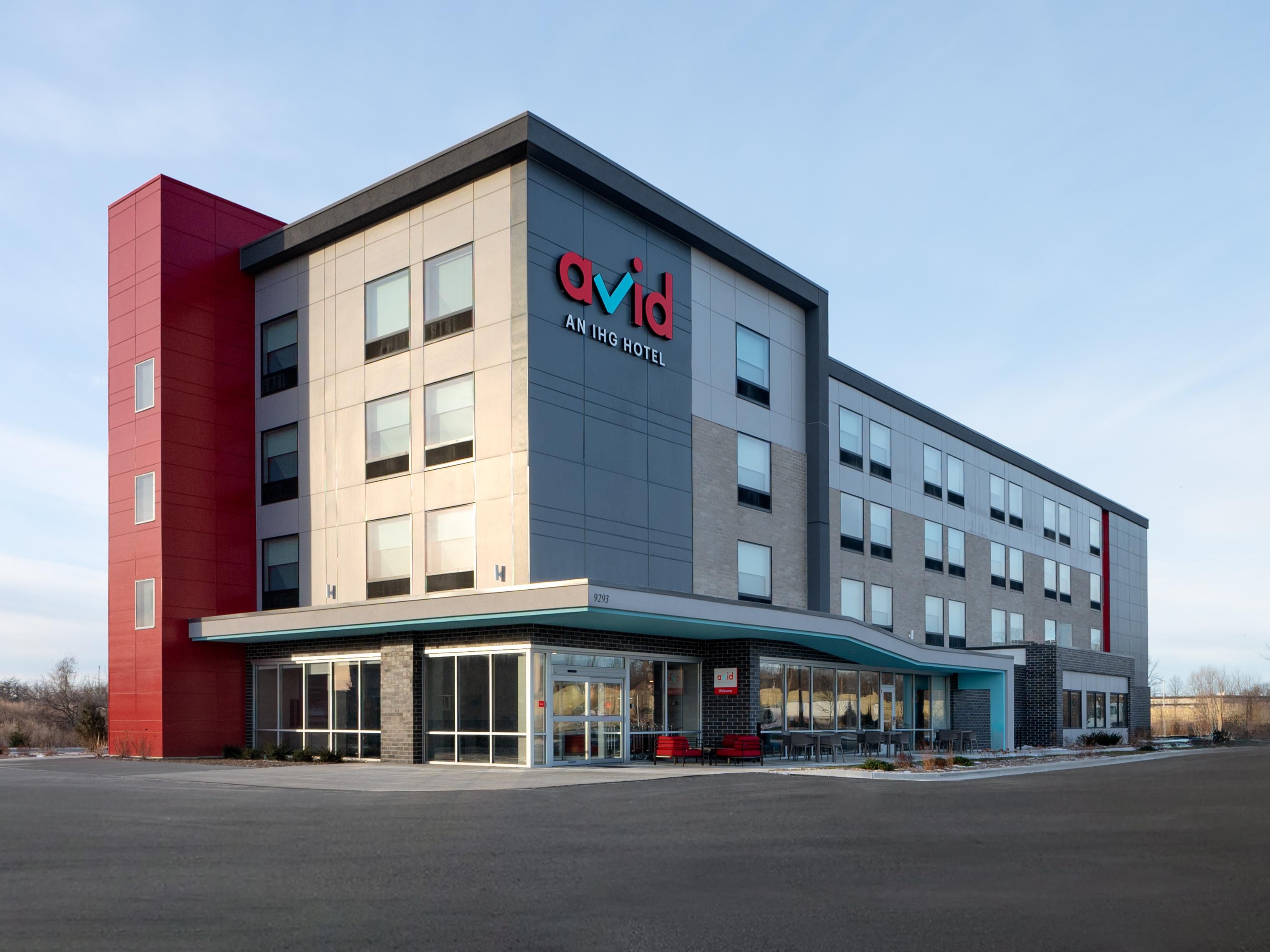 Hotel in Oak Creek Wisconsin | avid hotel Oak Creek