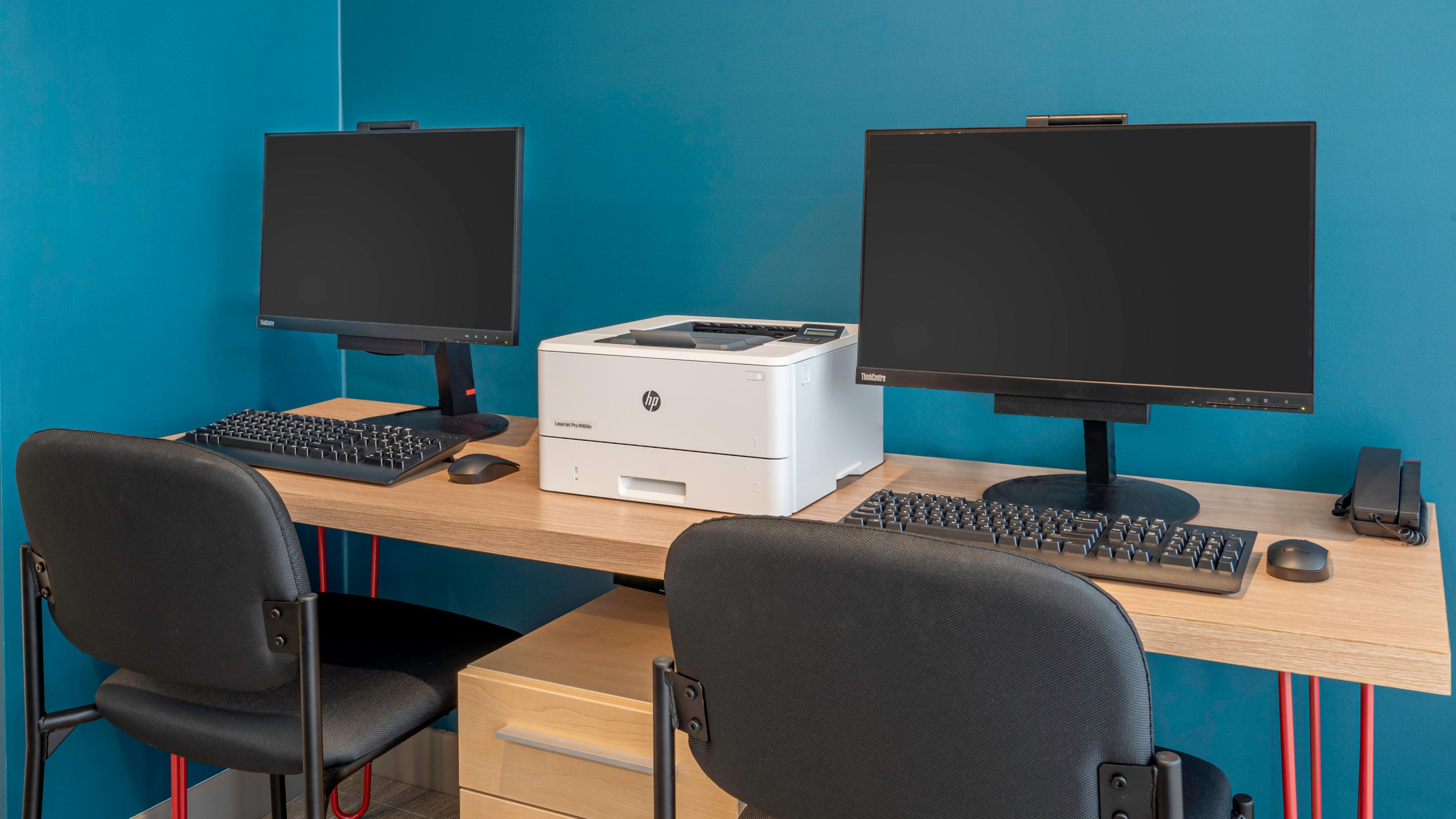 Hotel in Pewaukee Wisconsin | avid hotel Milwaukee West - Waukesha