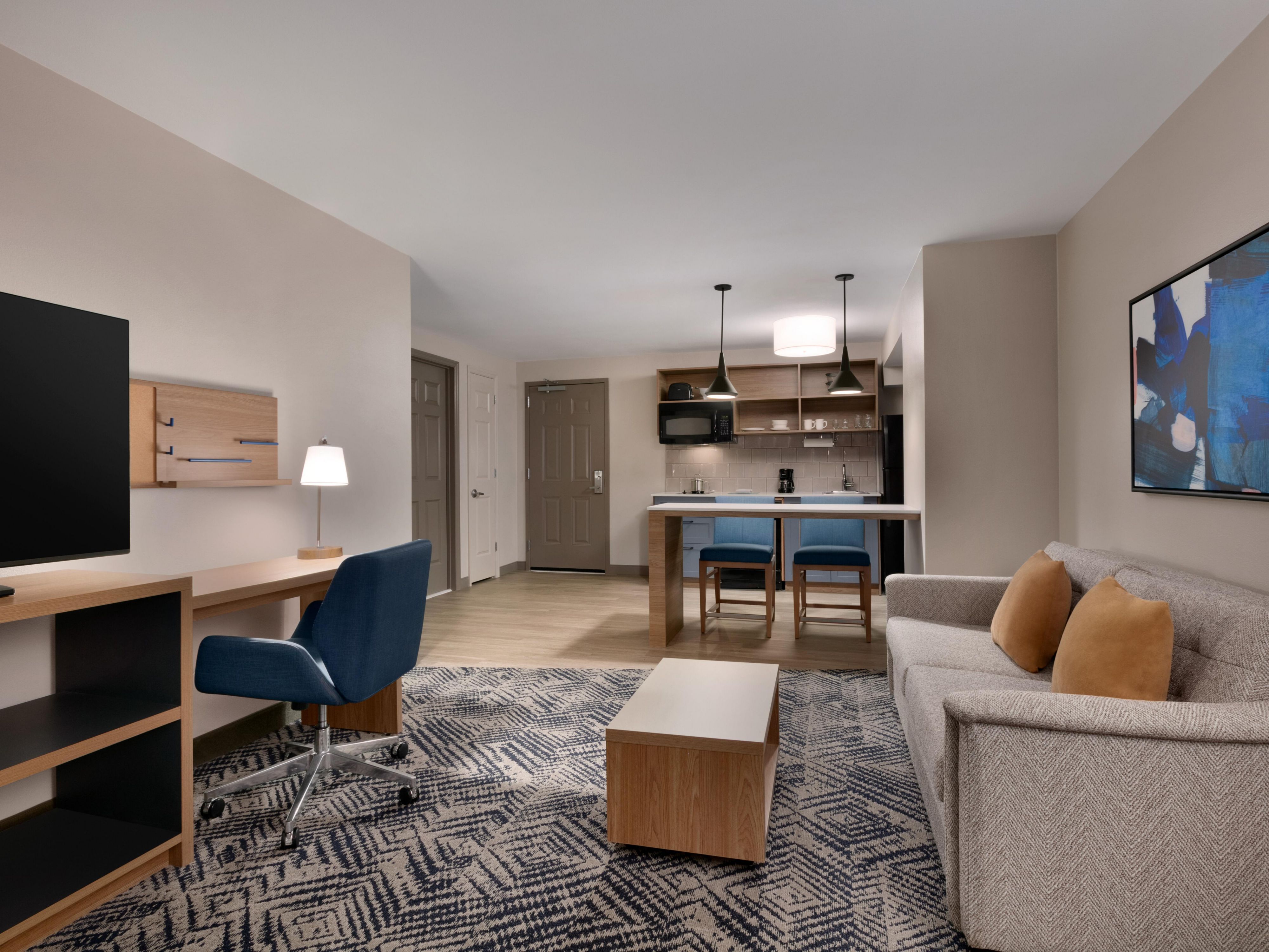 Extended Stay Hotel in Columbus, Ohio | Candlewood Suites Columbus ...