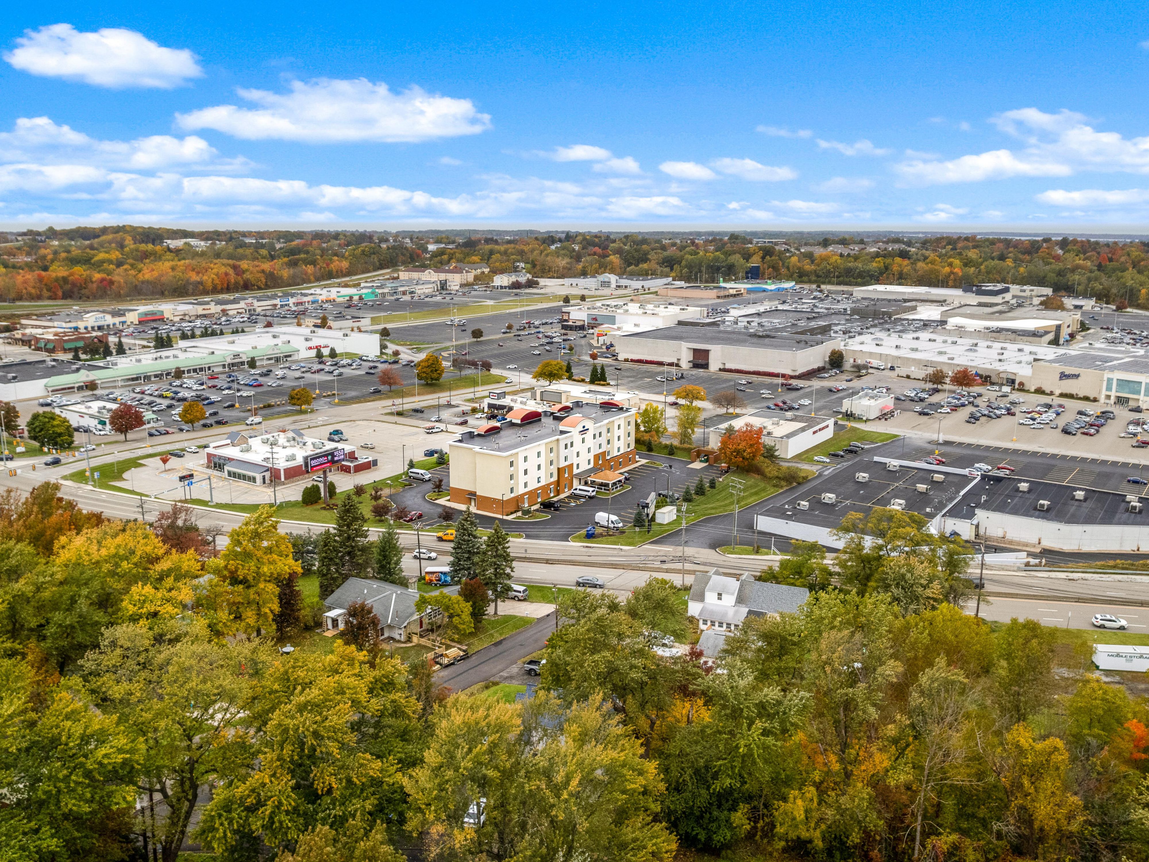 Extended Stay Hotel in Erie, Pennsylvania | Candlewood Suites Erie with ...