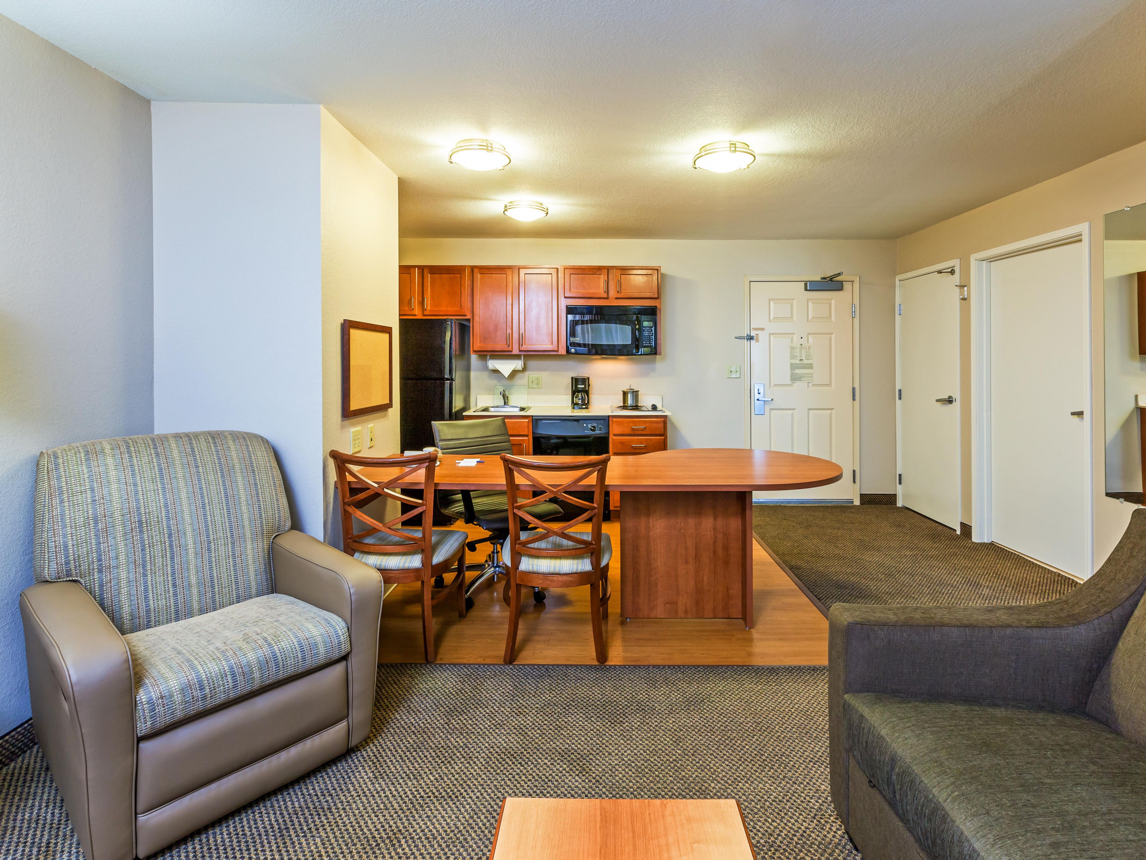 Extended Stay Owasso Hotel near Tulsa Airport | Candlewood Suites Owasso