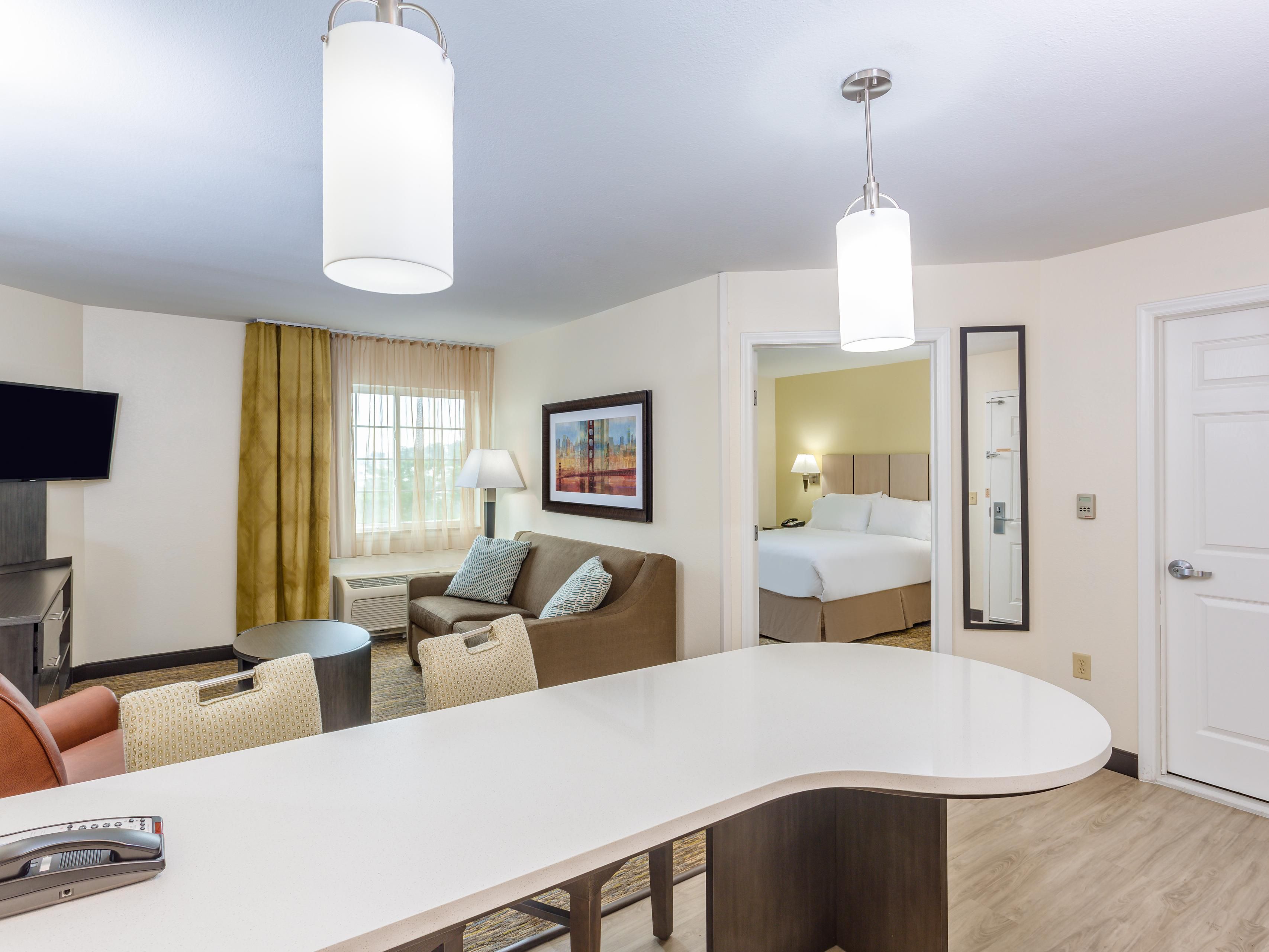 Extended Stay Hotel in Secaucus, NJ | Candlewood Suites Secaucus ...