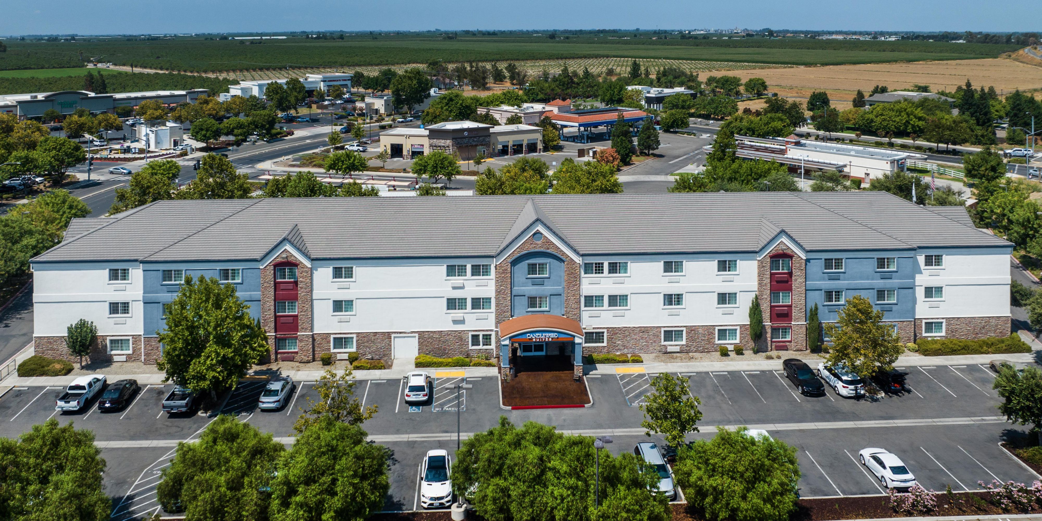 Candlewood Suites Turlock Map & Driving Directions