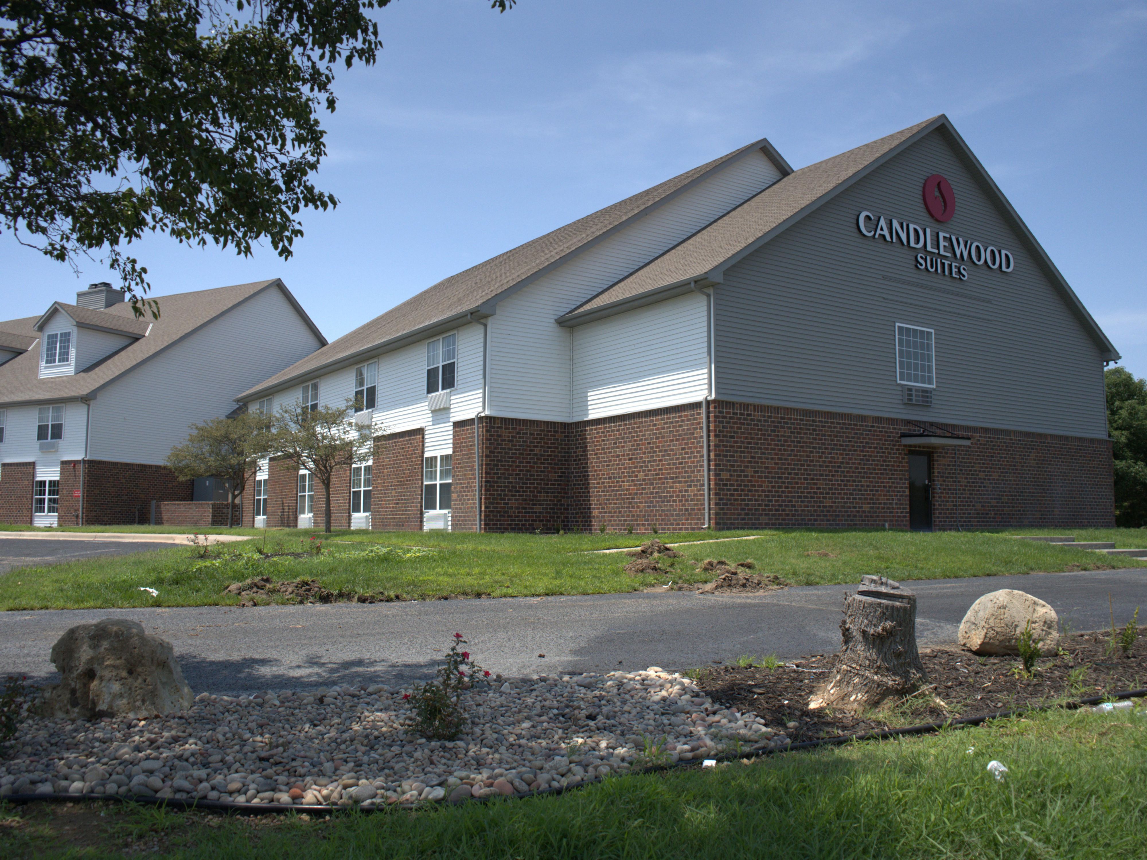 Extended Stay Hotel in Wichita, Kansas | Candlewood Suites Wichita ...