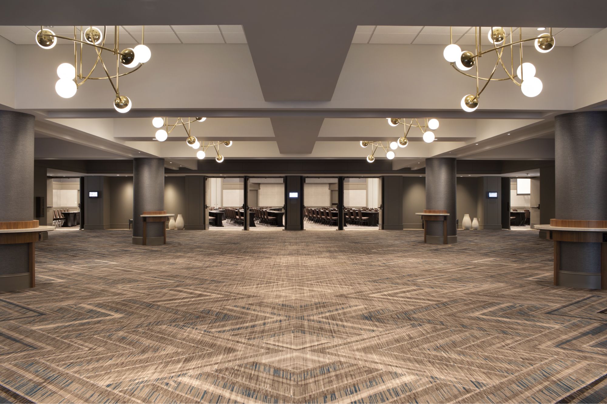 Crowne Plaza Atlanta Perimeter at Ravinia - Hotel Meeting Rooms for Rent