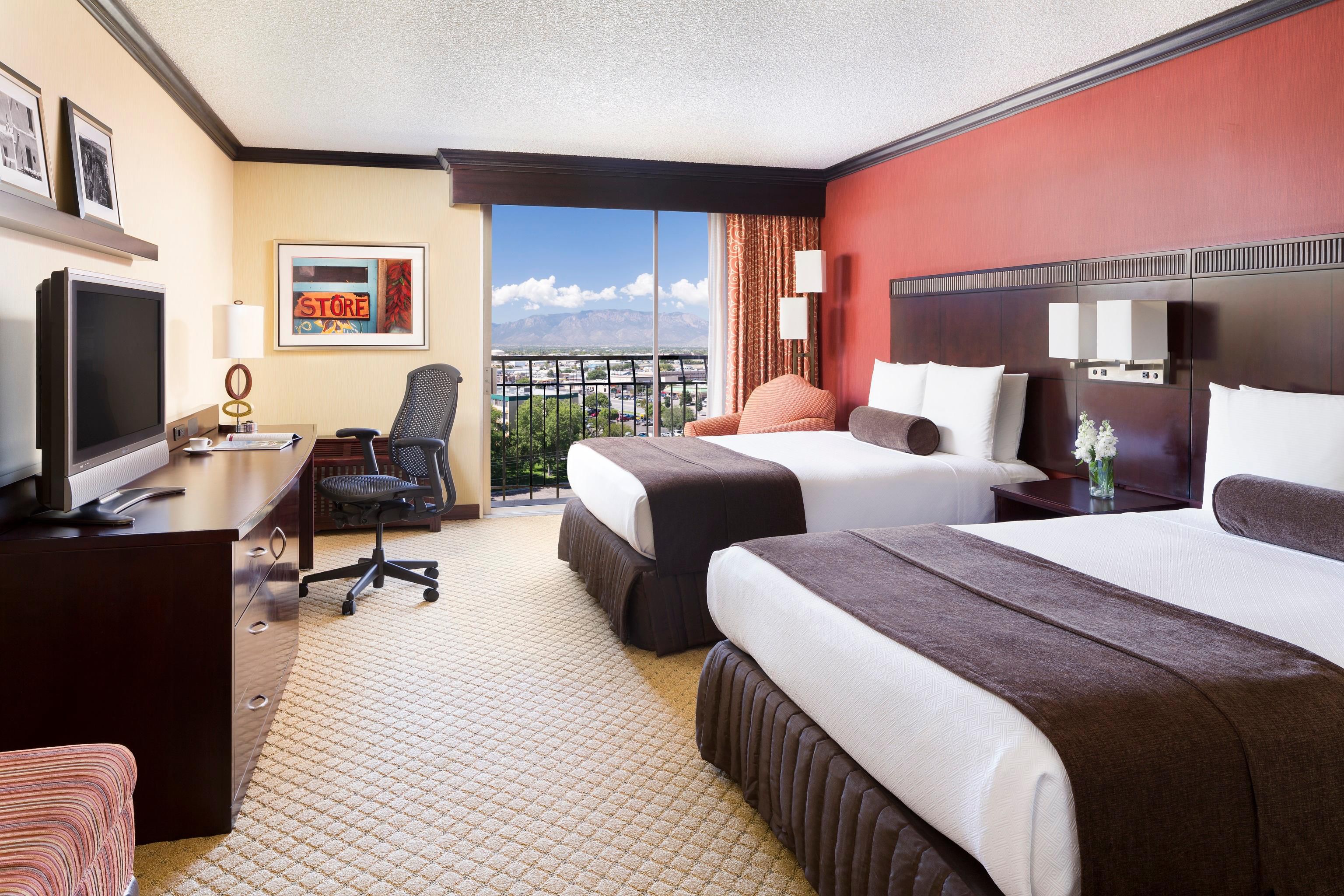 Hotels in Albuquerque, NM | Albuquerque Hotels | Crowne Plaza