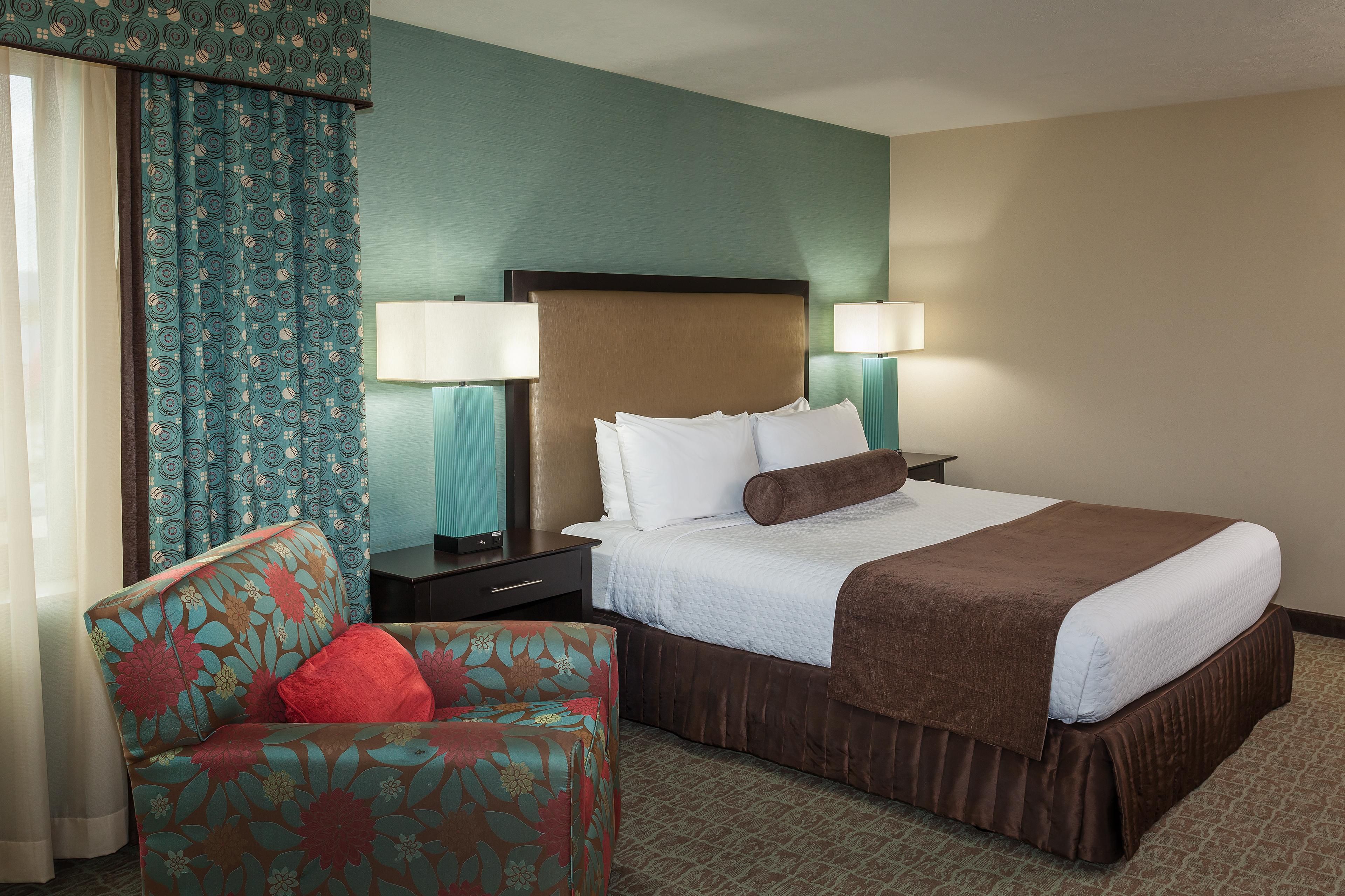 Anchorage Hotels | Crowne Plaza Anchorage-Midtown Near the Airport