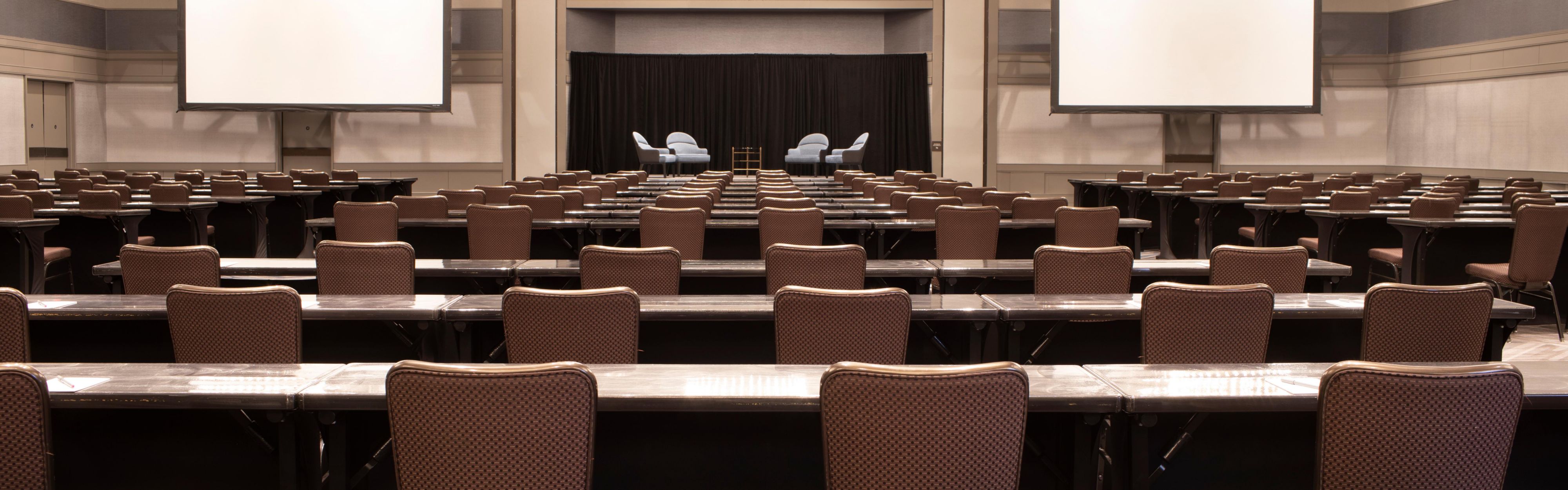 Crowne Plaza Atlanta Perimeter at Ravinia - Hotel Meeting Rooms for Rent