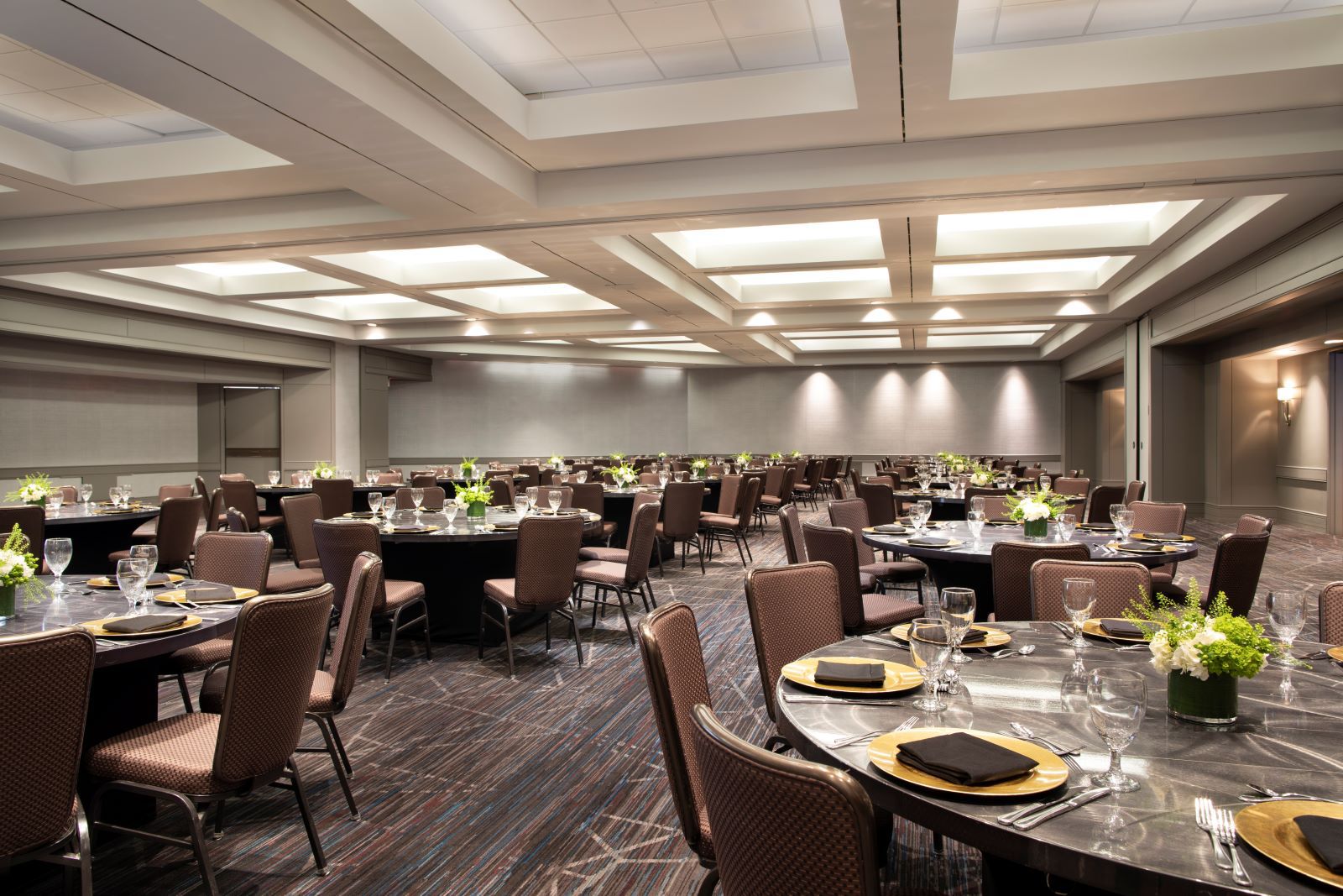 Crowne Plaza Atlanta Perimeter at Ravinia - Hotel Meeting Rooms for Rent