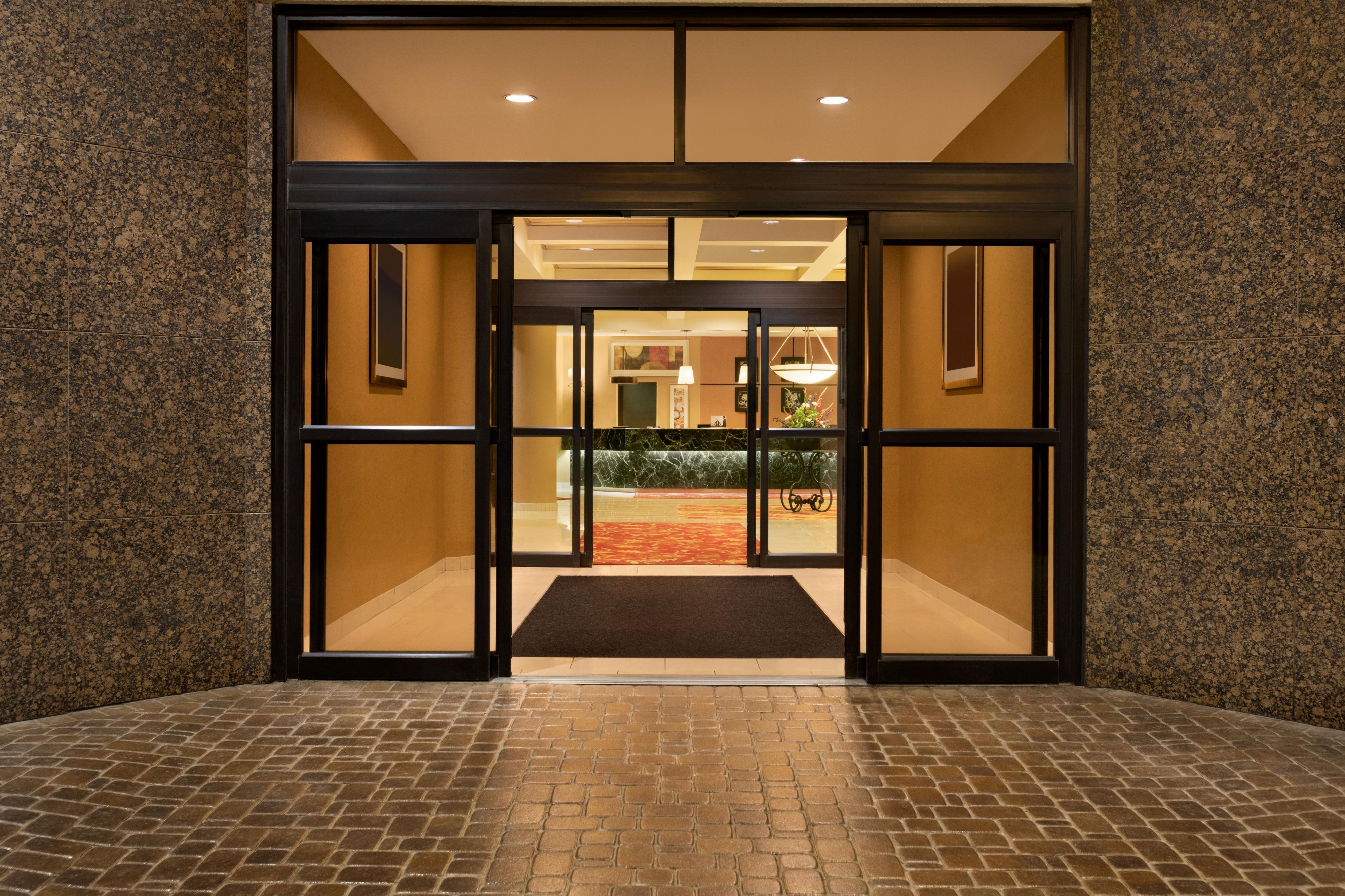 Hotel near Detroit - Auburn Hills Hotel | Crowne Plaza Auburn Hills