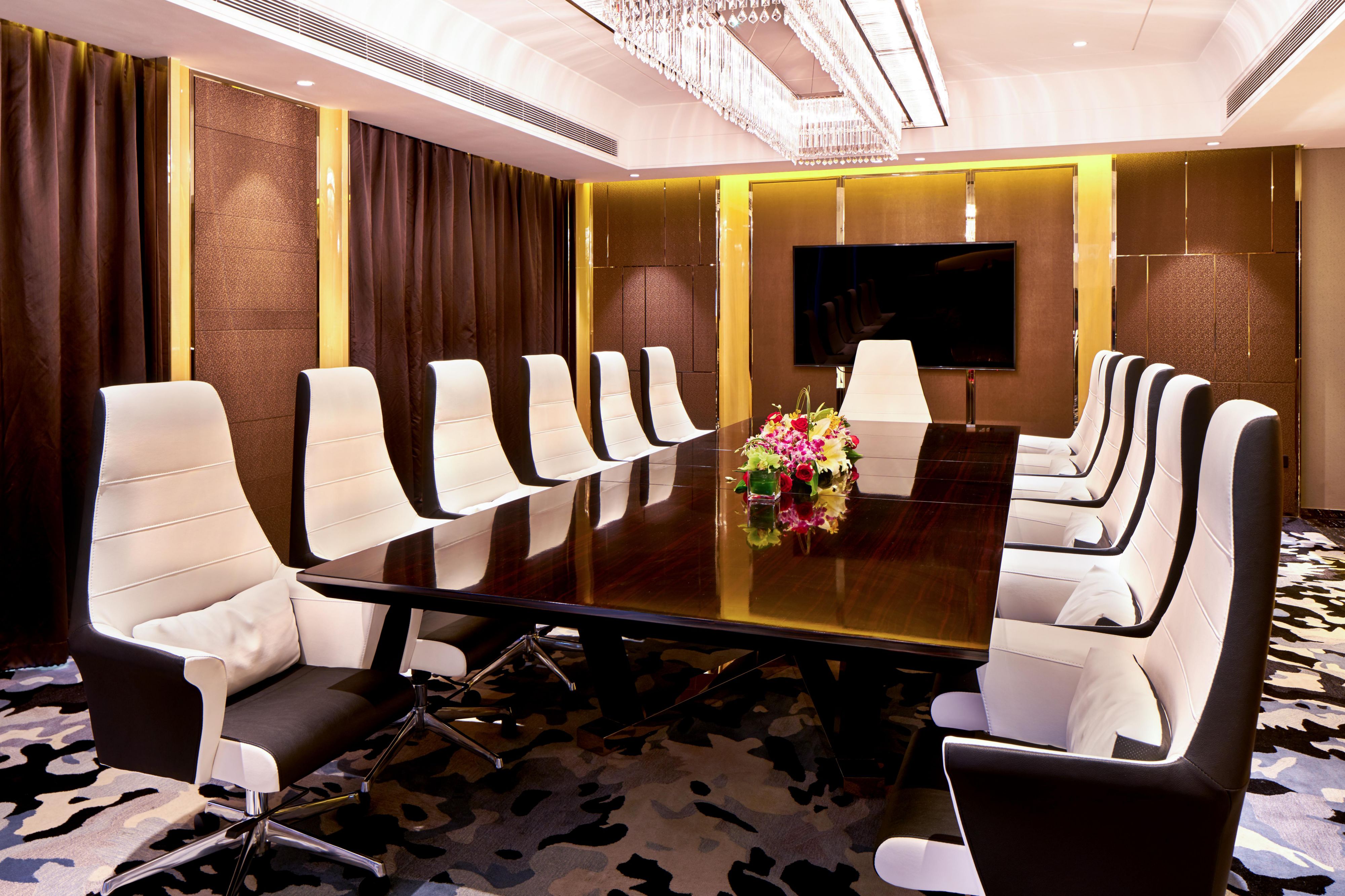 Business Hotels in Beijing, China | Crowne Plaza Beijing Lido