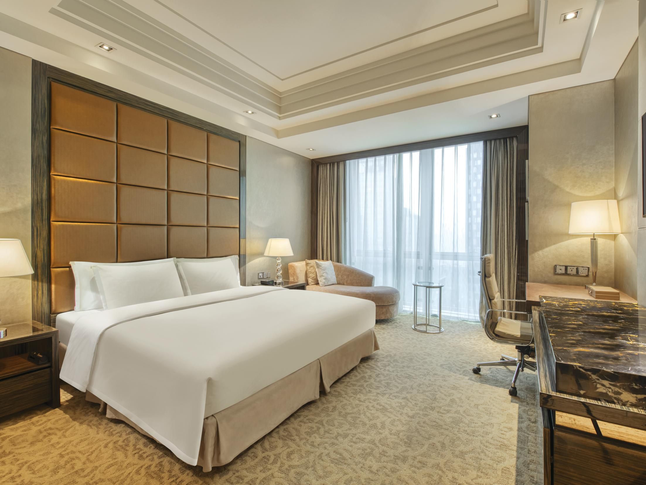 Hotel in Chaoyang near Workers' Stadium | Crowne Plaza Beijing Chaoyang ...