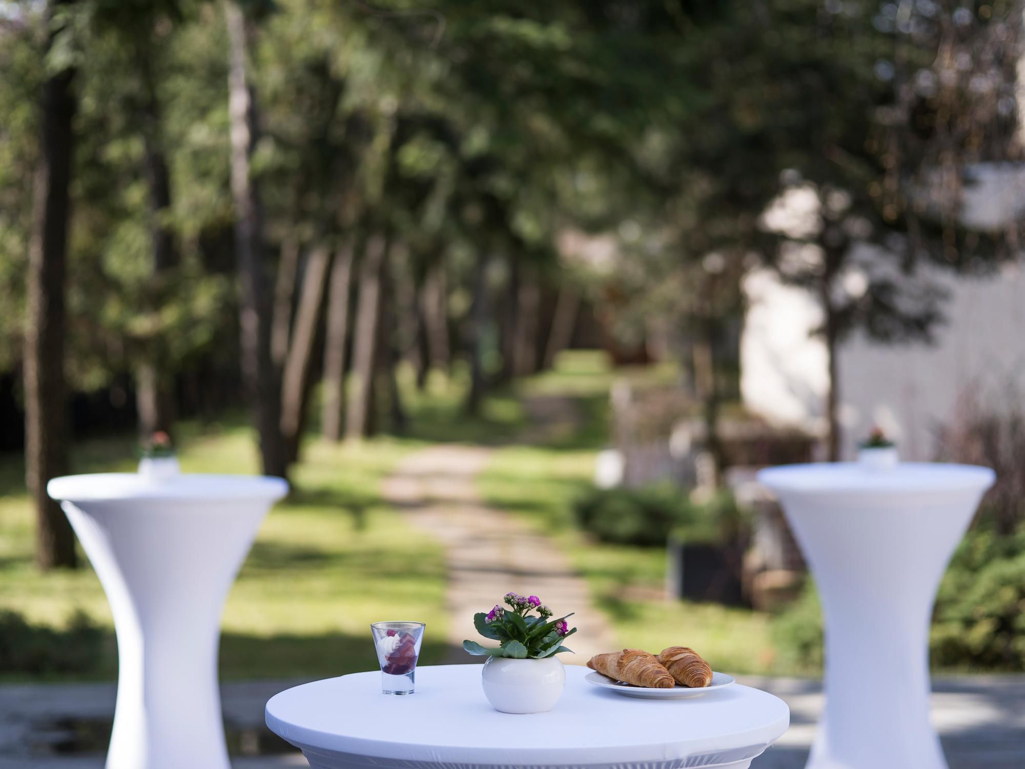 Crowne Plaza Bucharest - Business Hotel, Best Price Guarantee