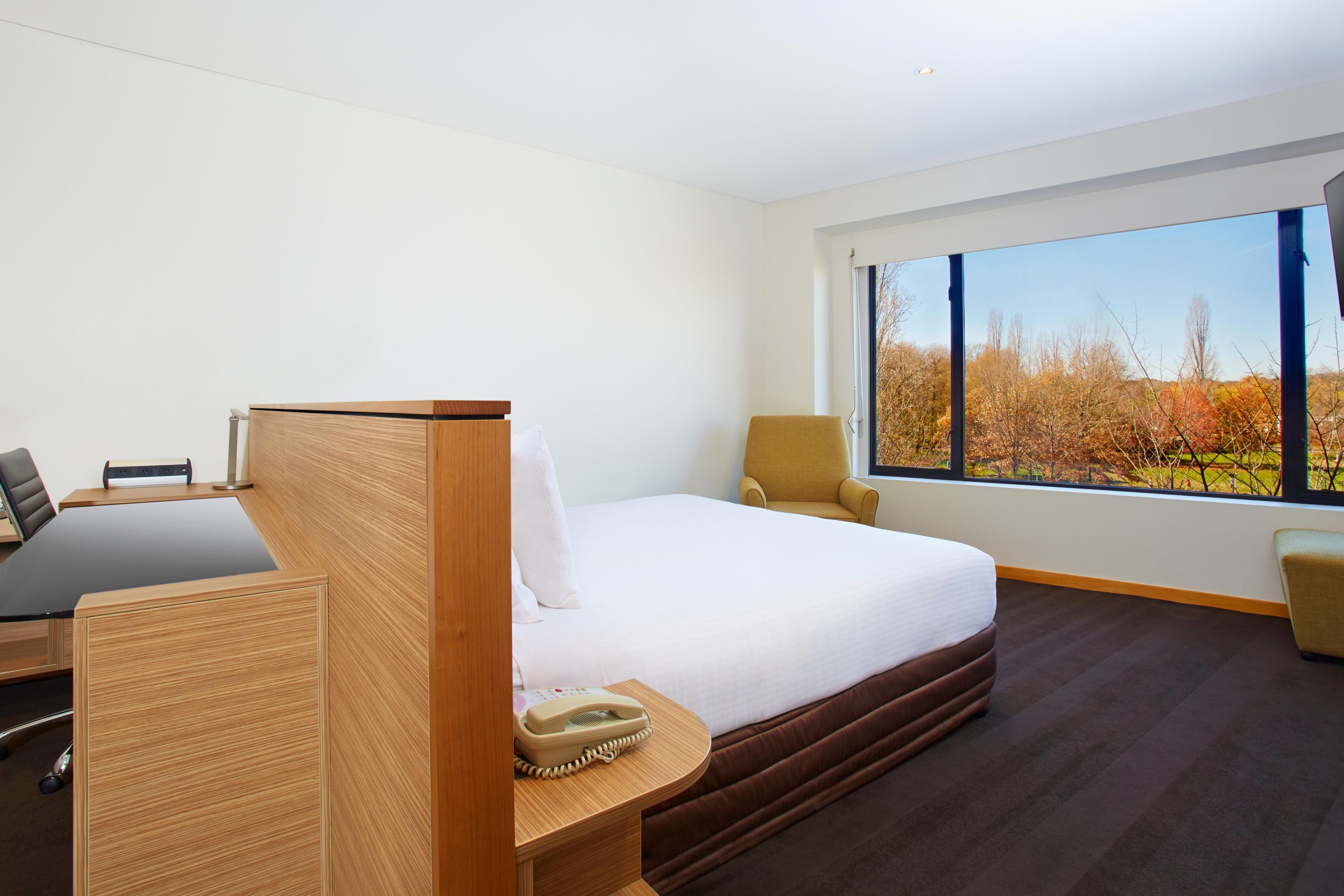 Crowne Plaza Canberra