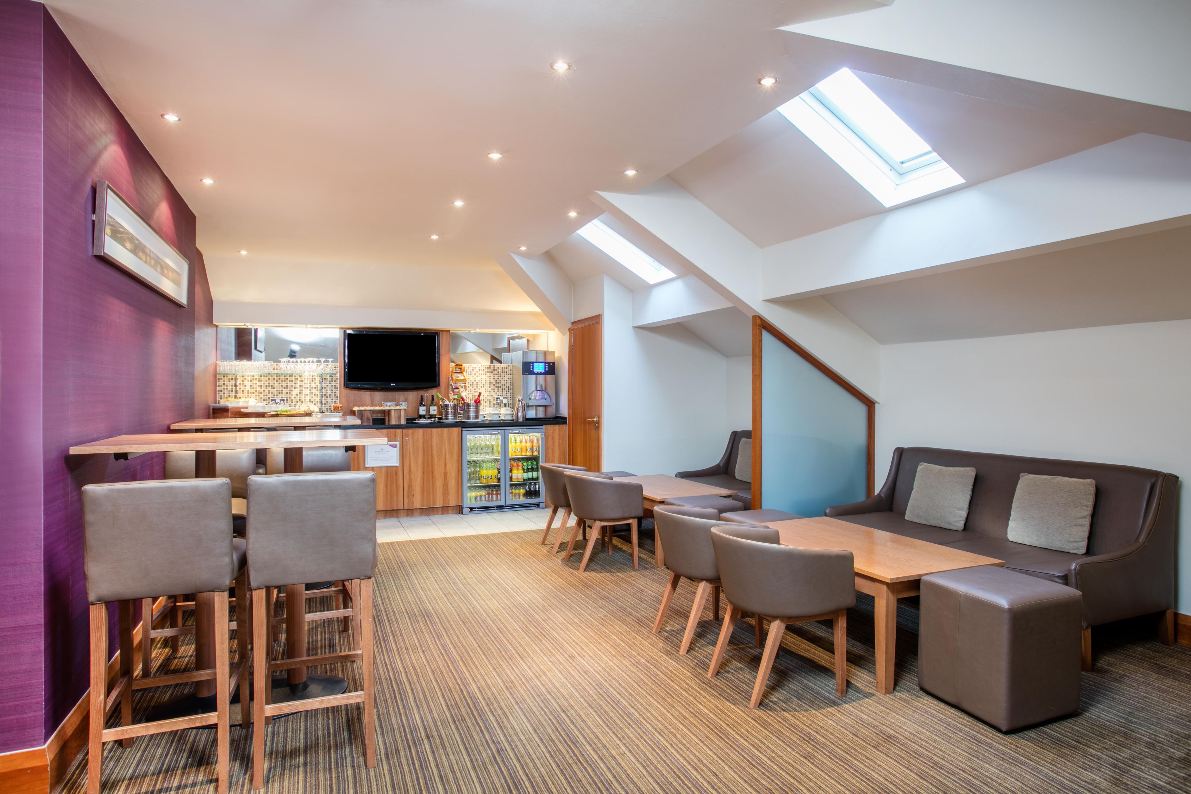 Business 4-Star Hotels In Chester: Crowne Plaza Chester