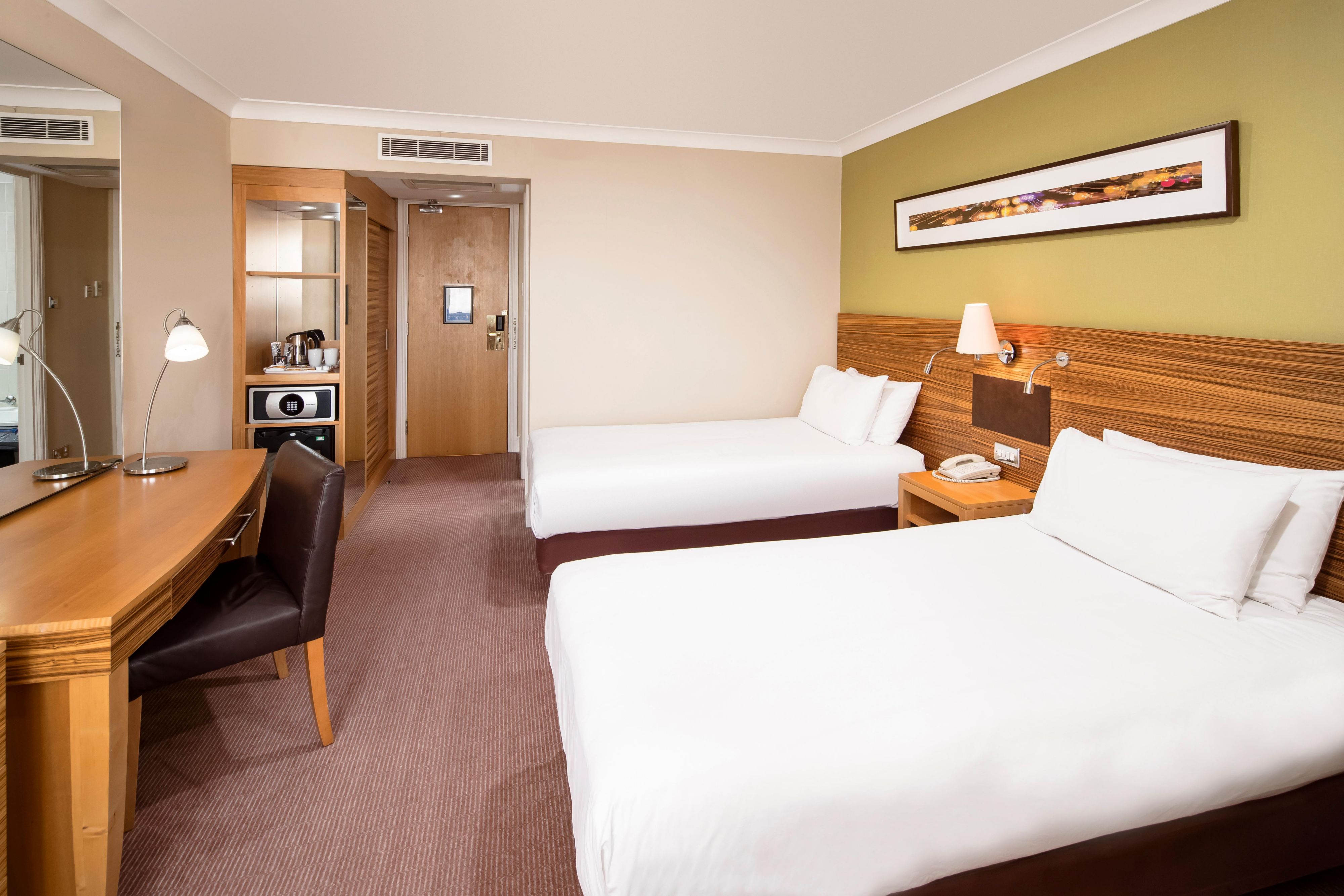 Business 4-Star Hotels In Chester: Crowne Plaza Chester
