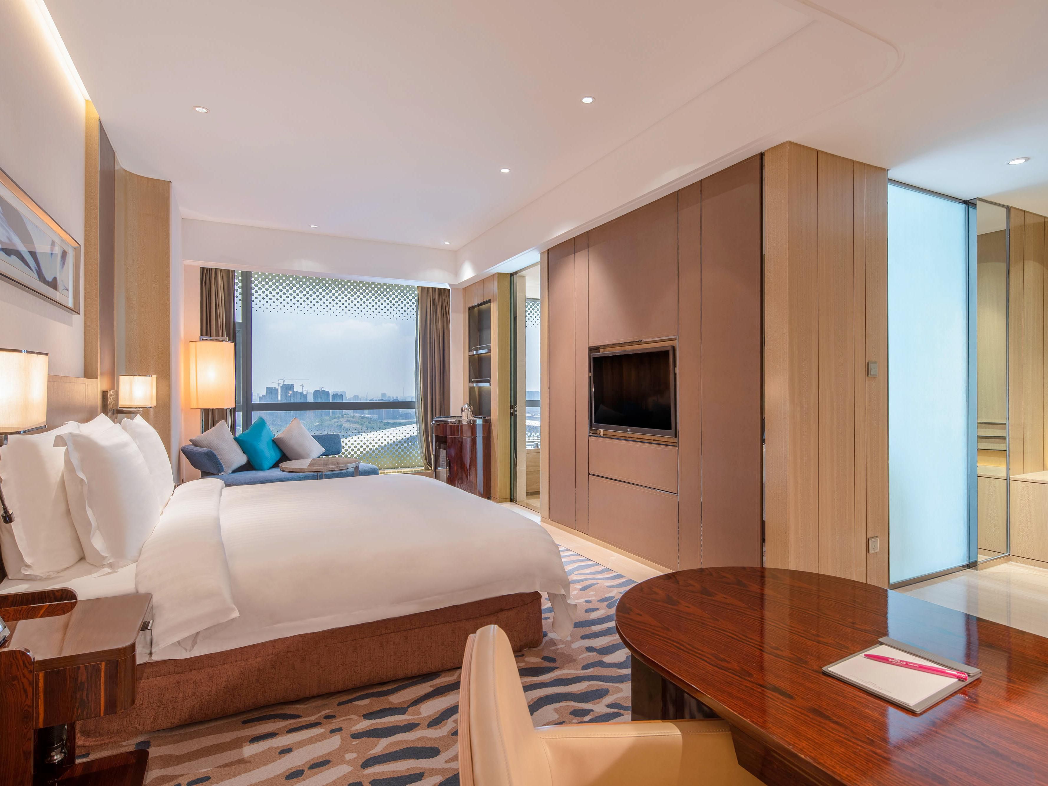Crowne Plaza Dalian Sports Center - Dalian, Mainland China