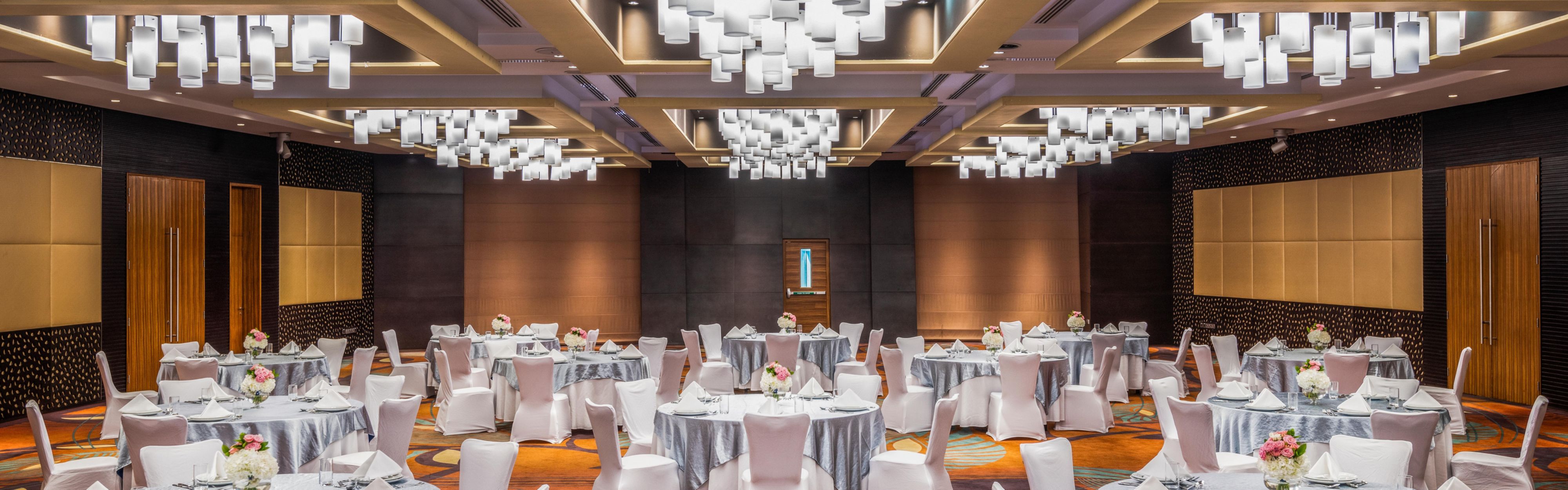 Crowne Plaza Doha - The Business Park - Hotel Meeting Rooms for Rent