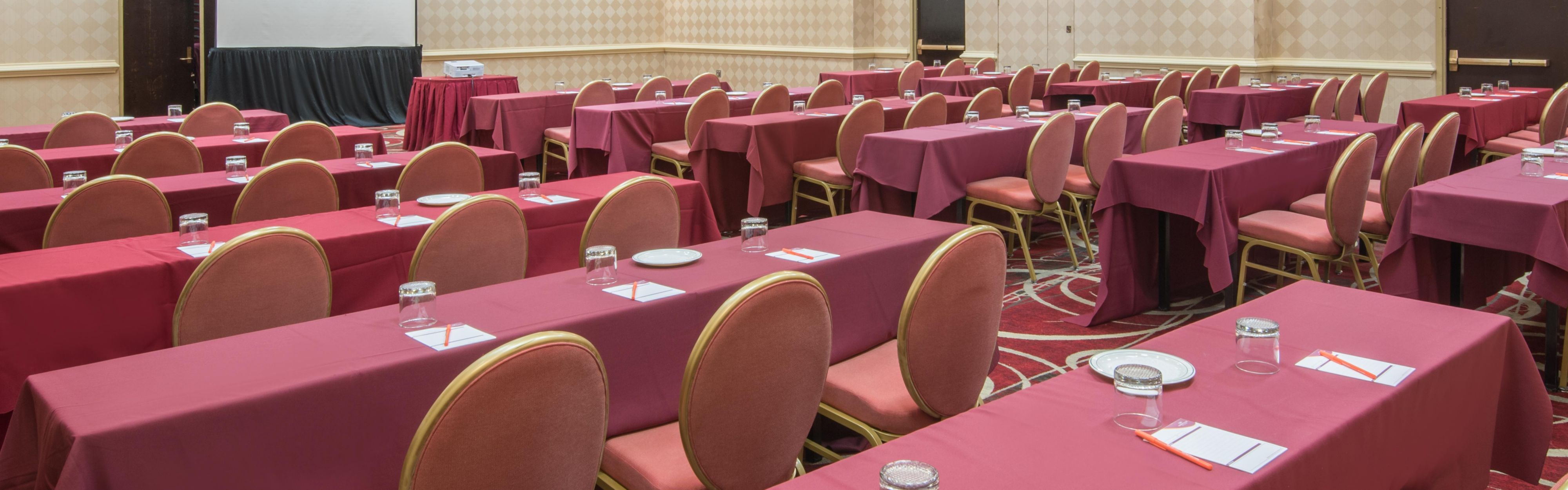 Event Space Elizabeth NJ | Crowne Plaza Newark Airport