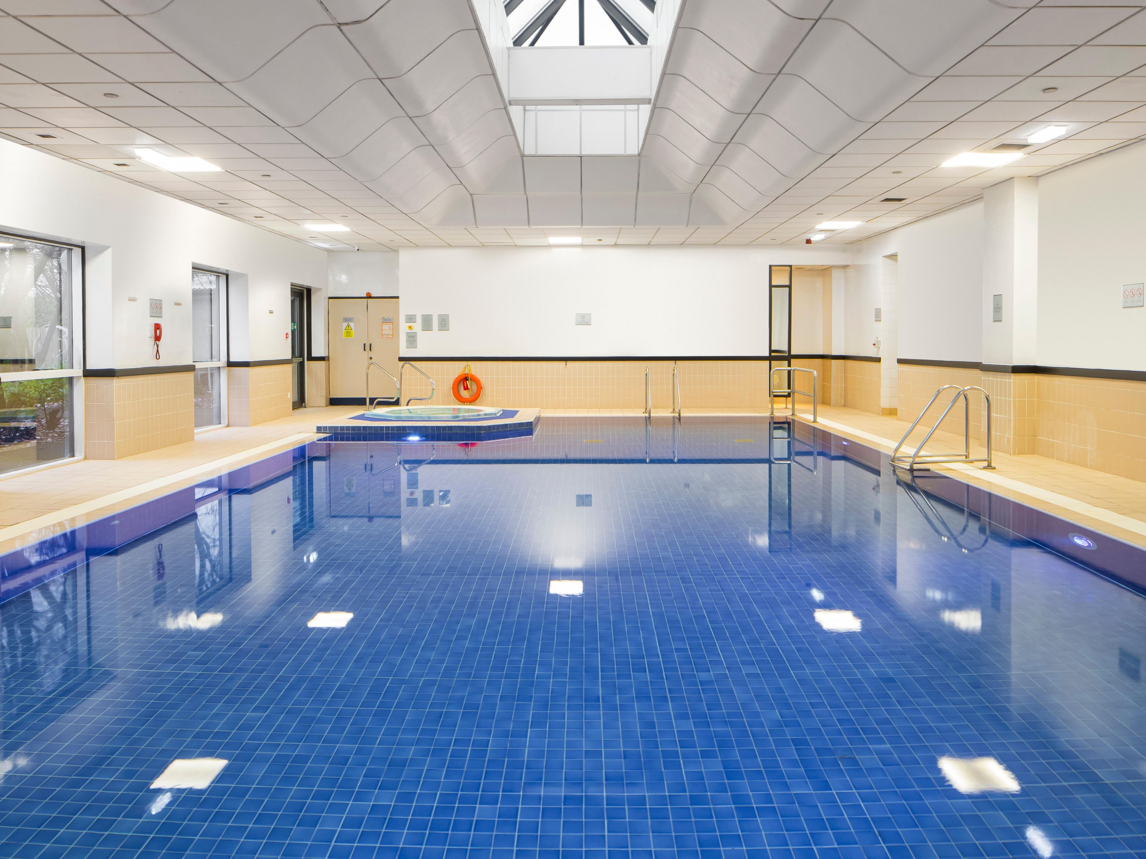 Business Hotel With Pool: Crowne Plaza Hotel Glasgow