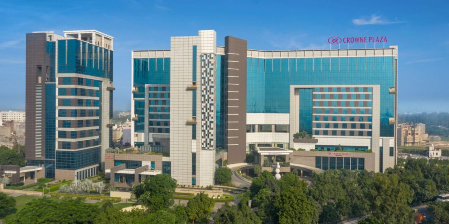 Hotel Specials for Crowne Plaza Greater Noida