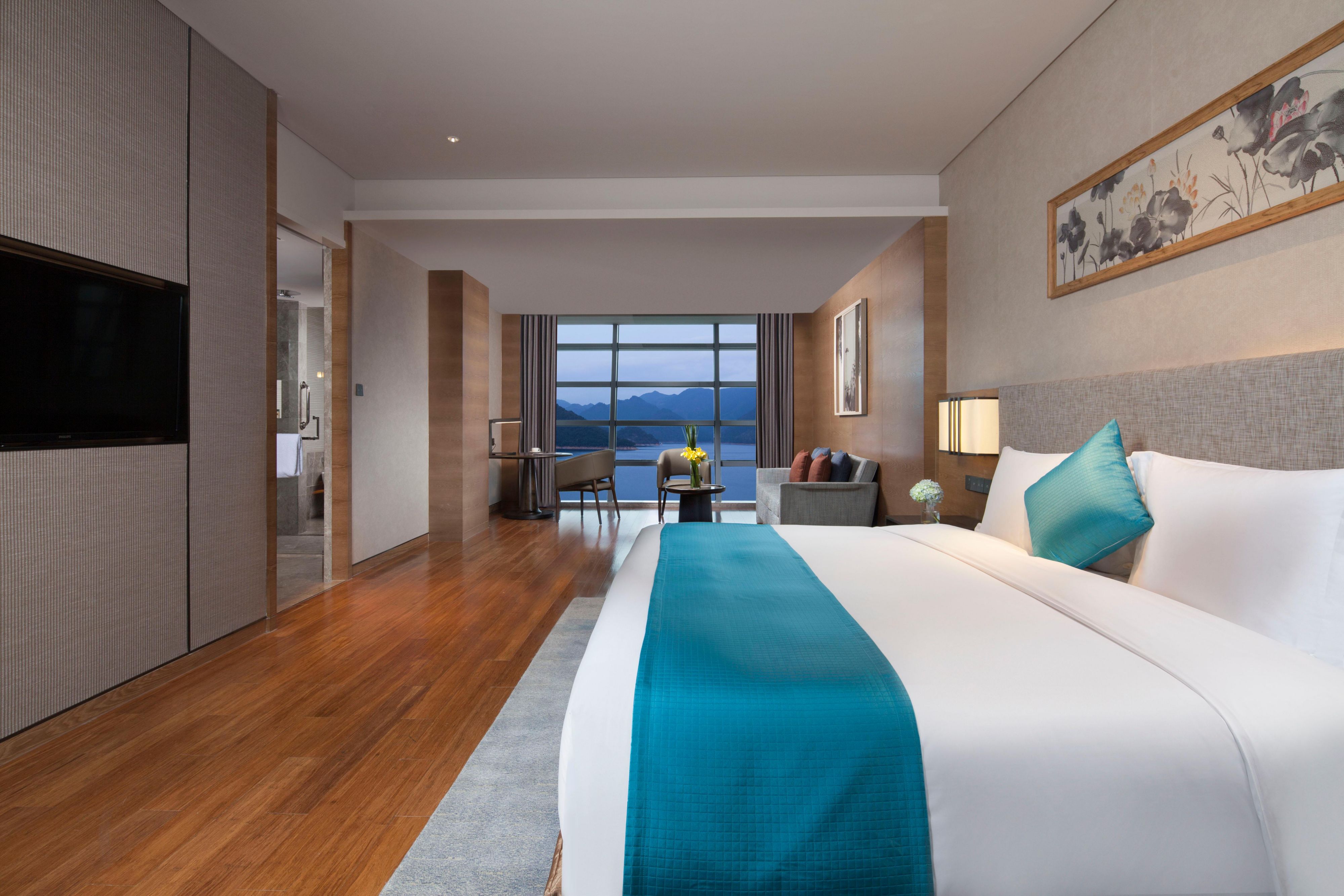 Hangzhou Business Hotels and Resorts | Crowne Plaza Hangzhou One ...
