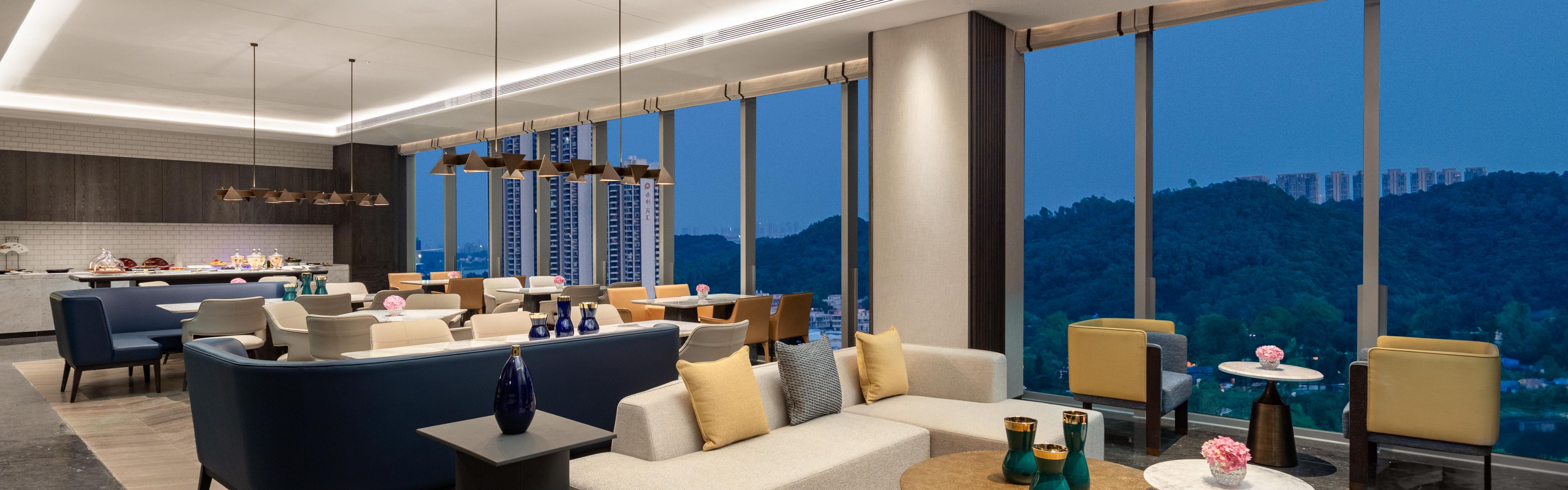 Crowne Plaza Jiangmen Binjiang - Business Hotel, Best Price Guarantee