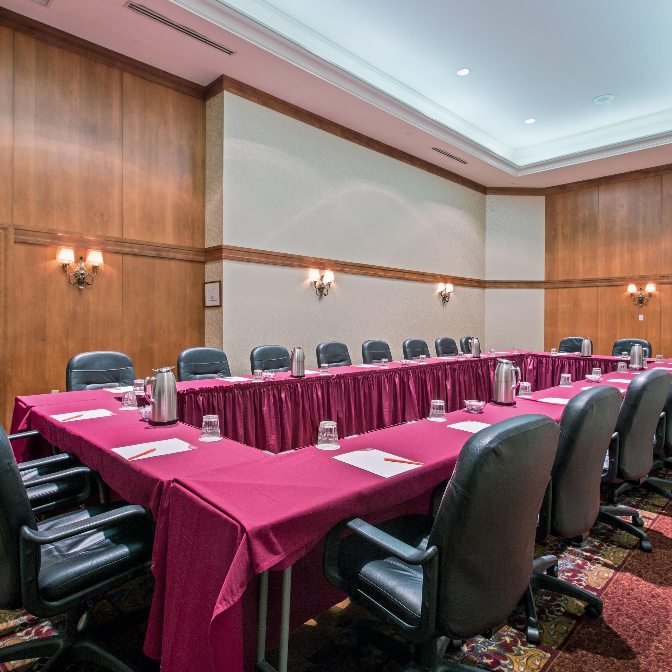 Crowne Plaza Philadelphia - King of Prussia