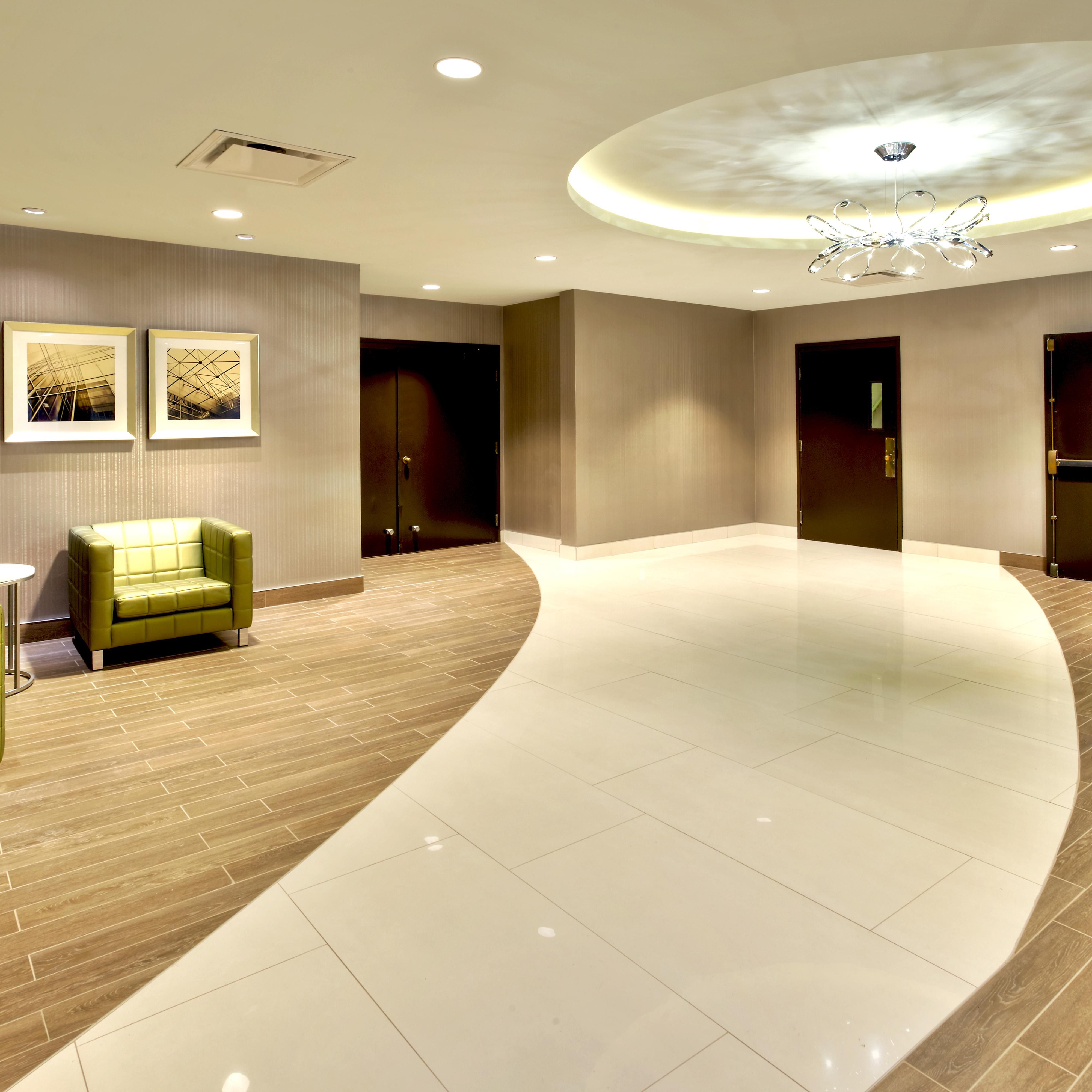 Hotels in Kitchener, Ontario | Crowne Plaza Kitchener-Waterloo