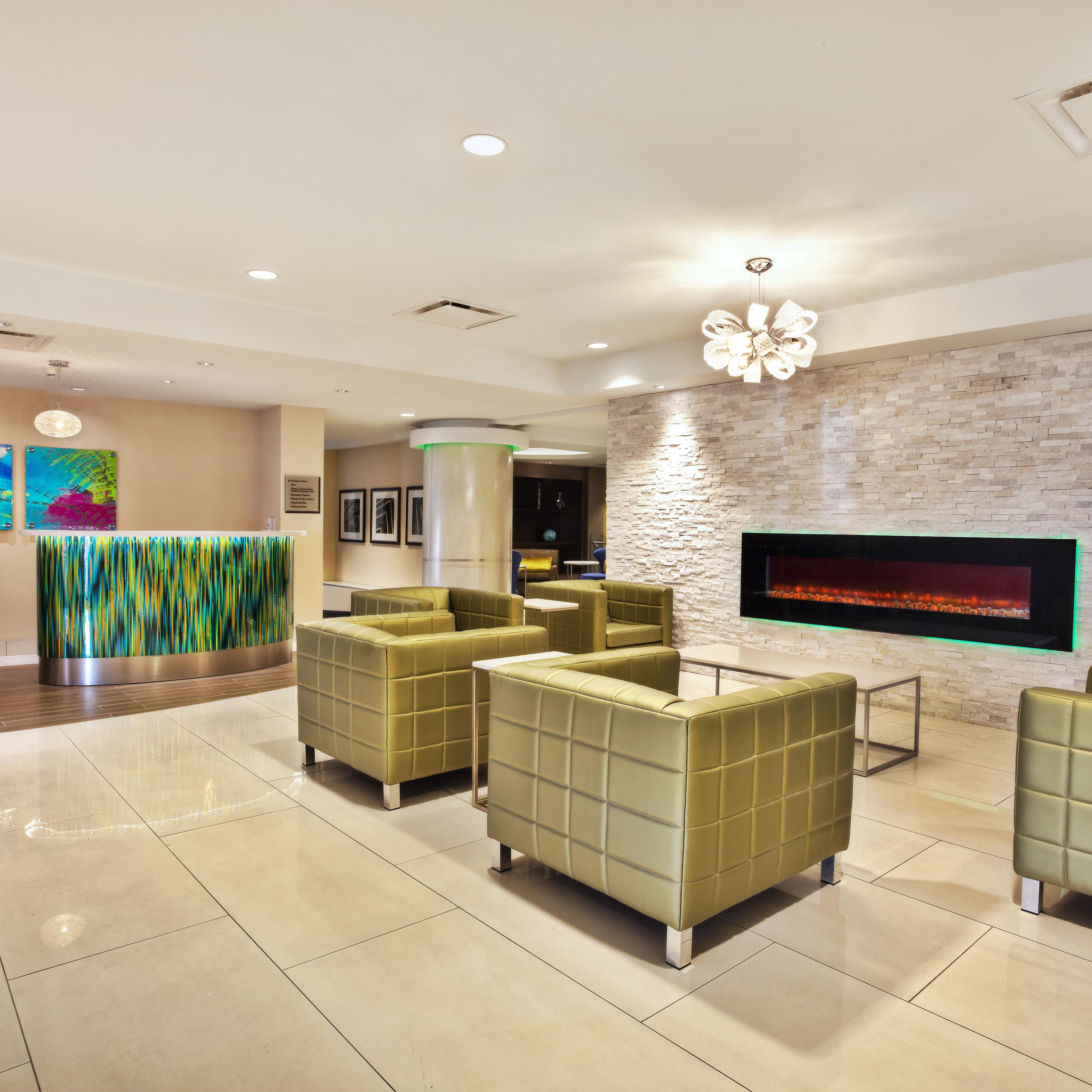 Hotels in Kitchener, Ontario | Crowne Plaza Kitchener-Waterloo