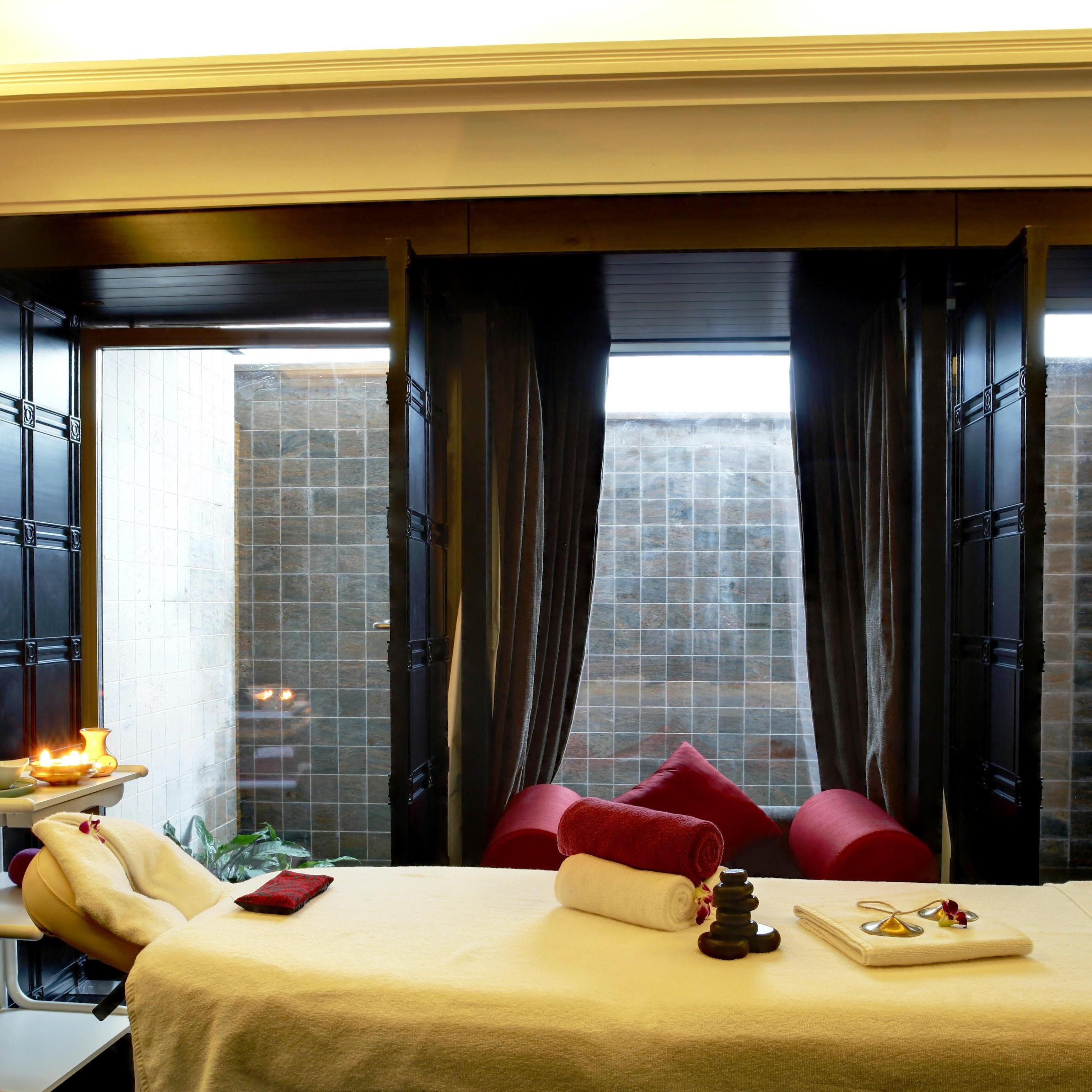 Crowne Plaza Kochi - Kochi, India