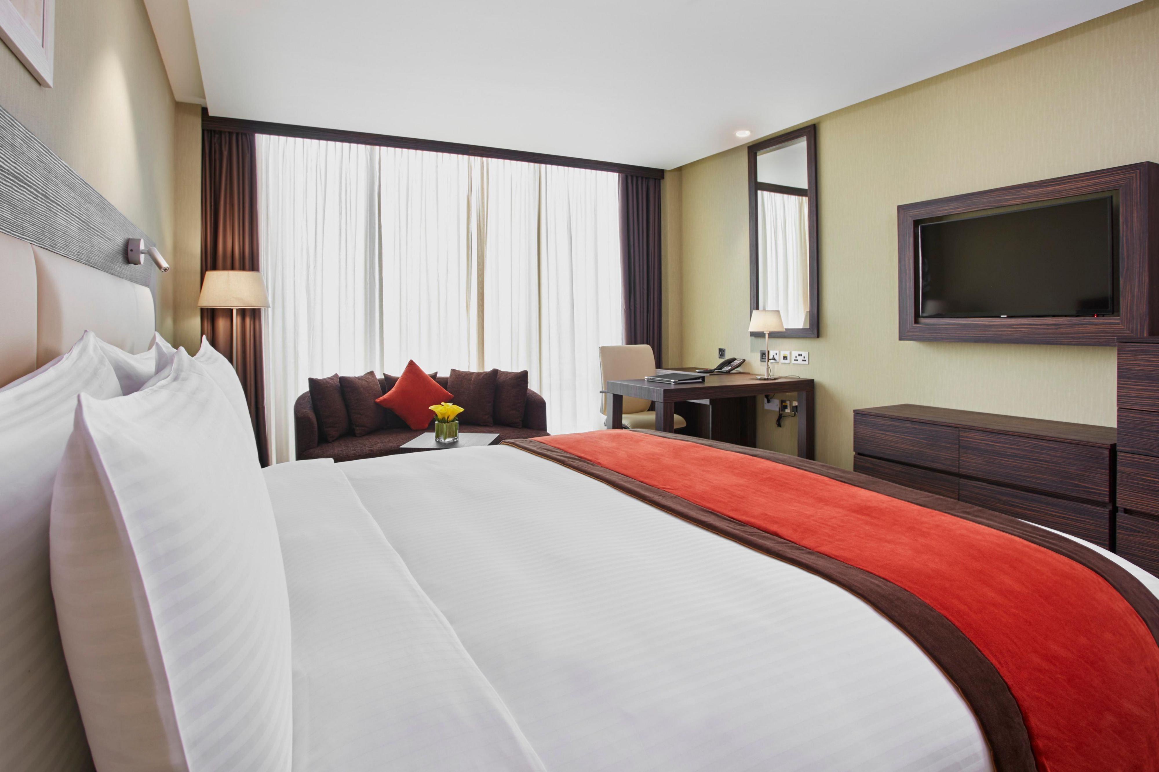 Crowne Plaza Kuwait Al Thuraya City - Kuwait City, Kuwait