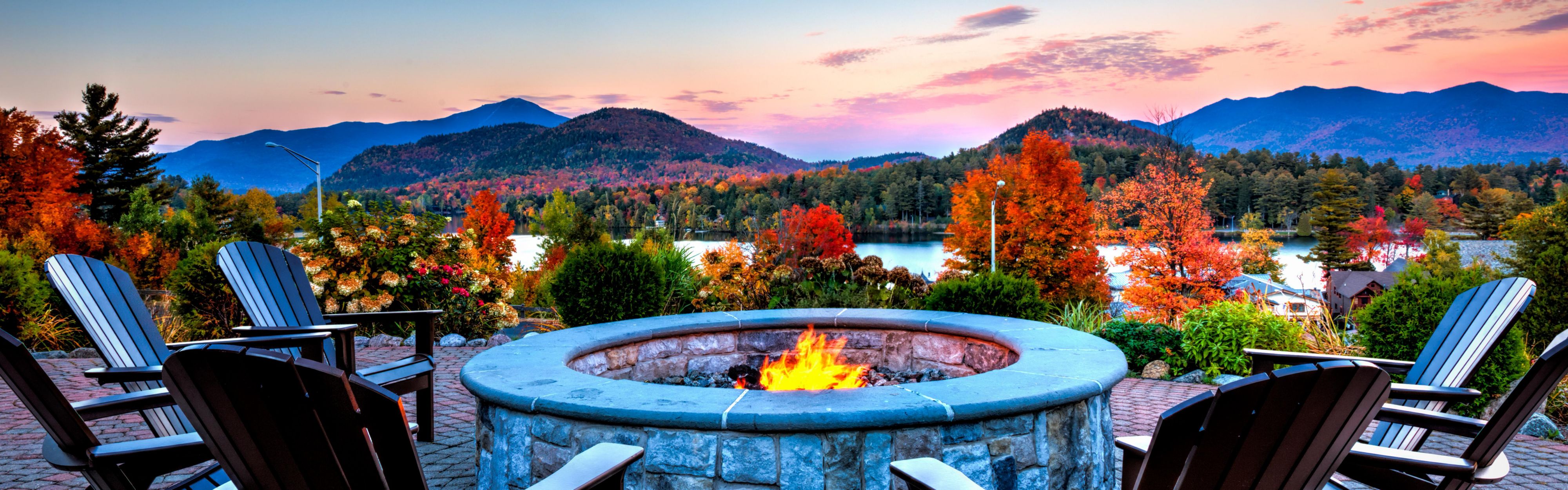 Crowne Plaza Lake Placid - Business Hotel, Best Price Guarantee