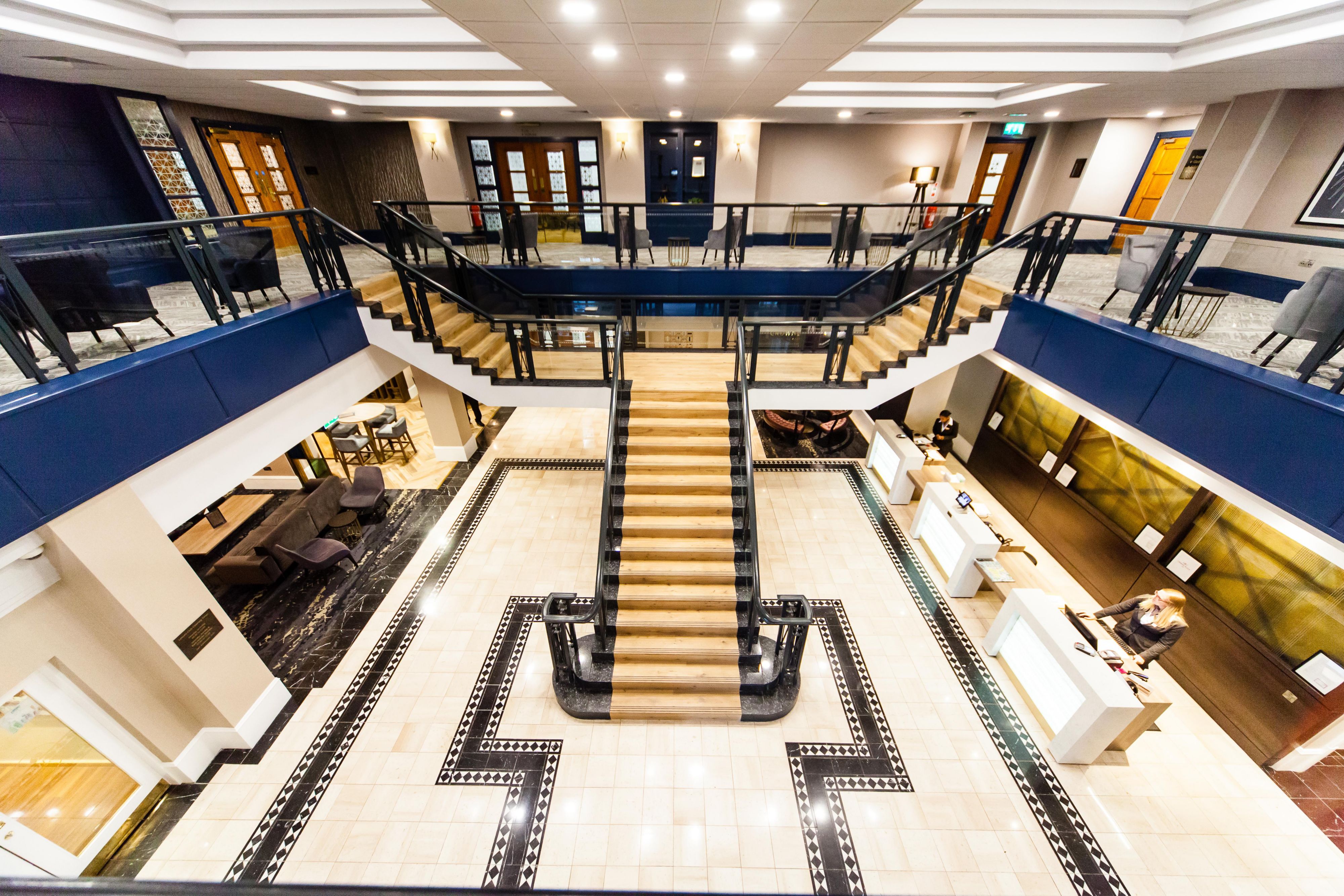 4-Star Business Hotels In Leeds: Crowne Plaza Leeds