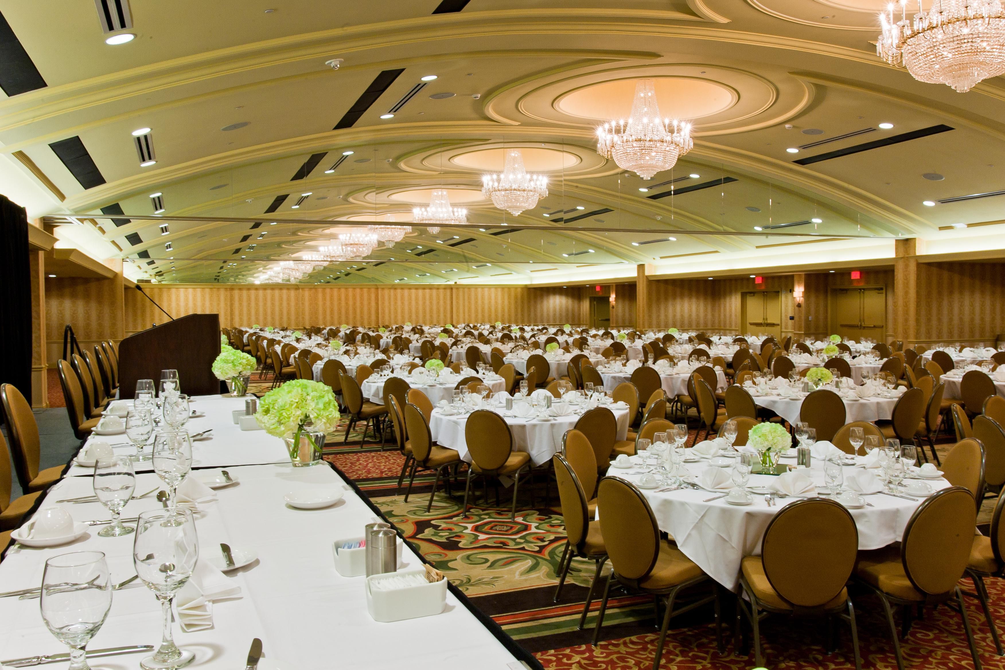 Crowne Plaza Louisville Airport Expo Ctr