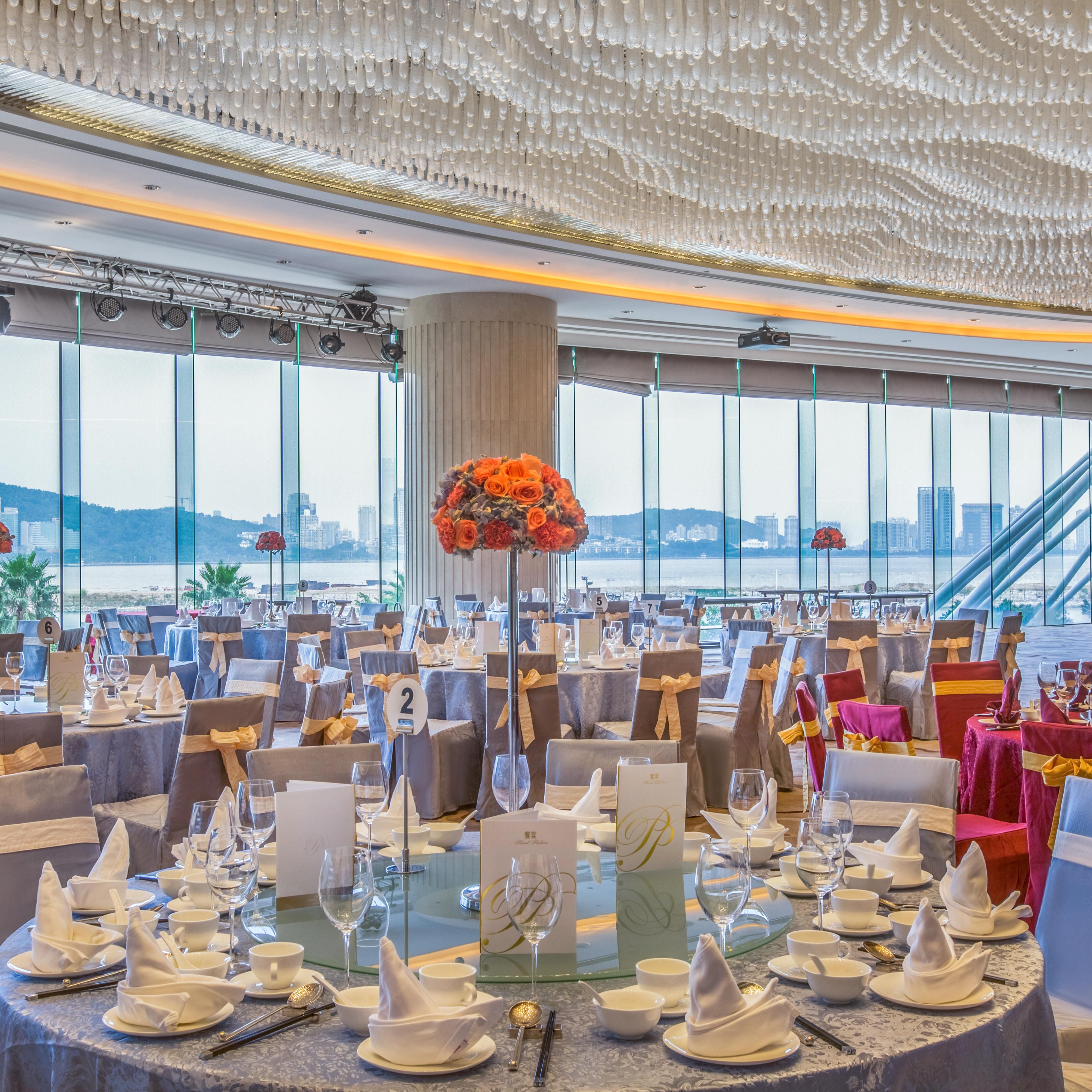 Macau Luxury Hotels in China | Crowne Plaza Macau