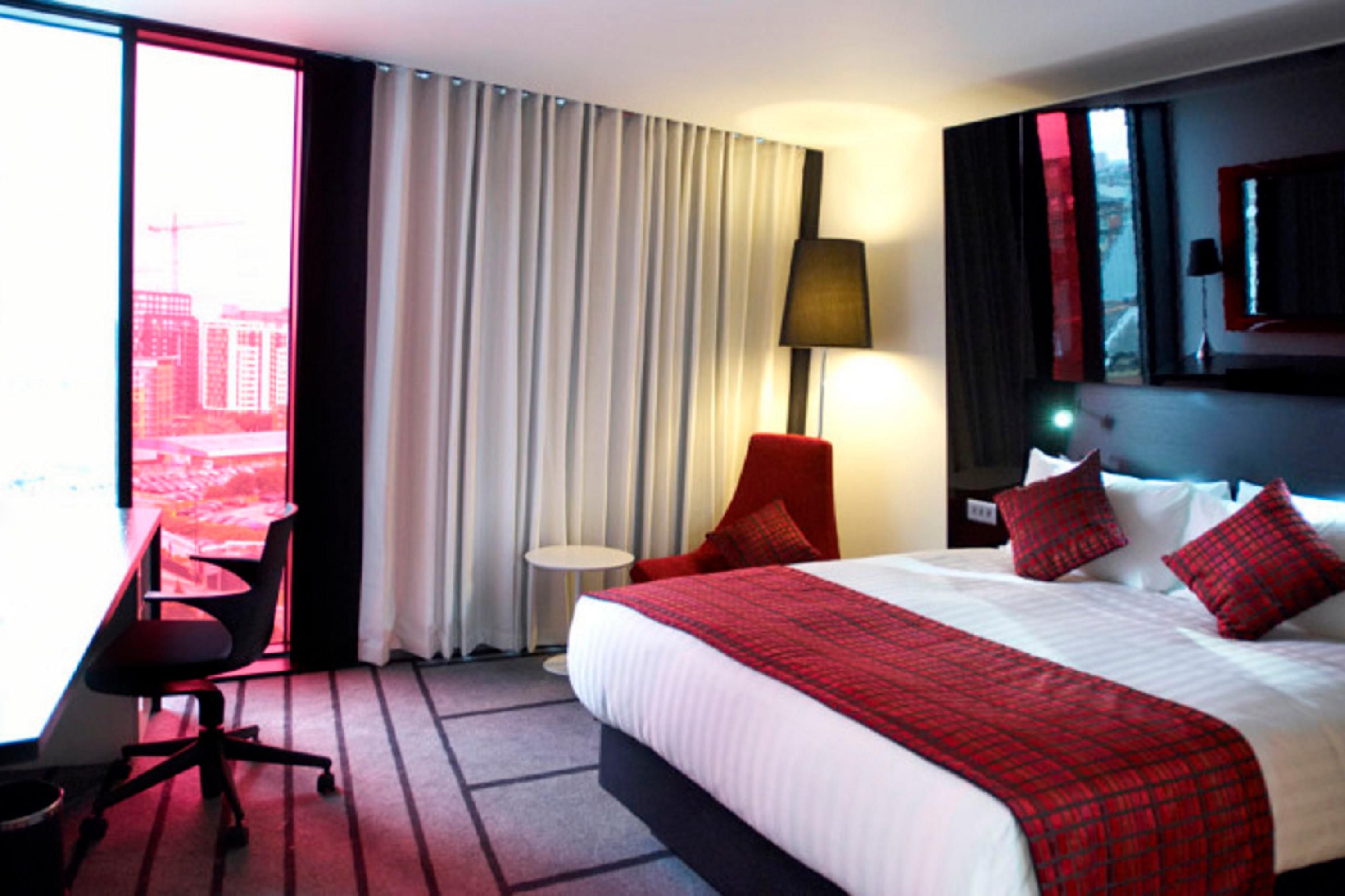 4-Star Hotel: Crowne Plaza Manchester City Centre