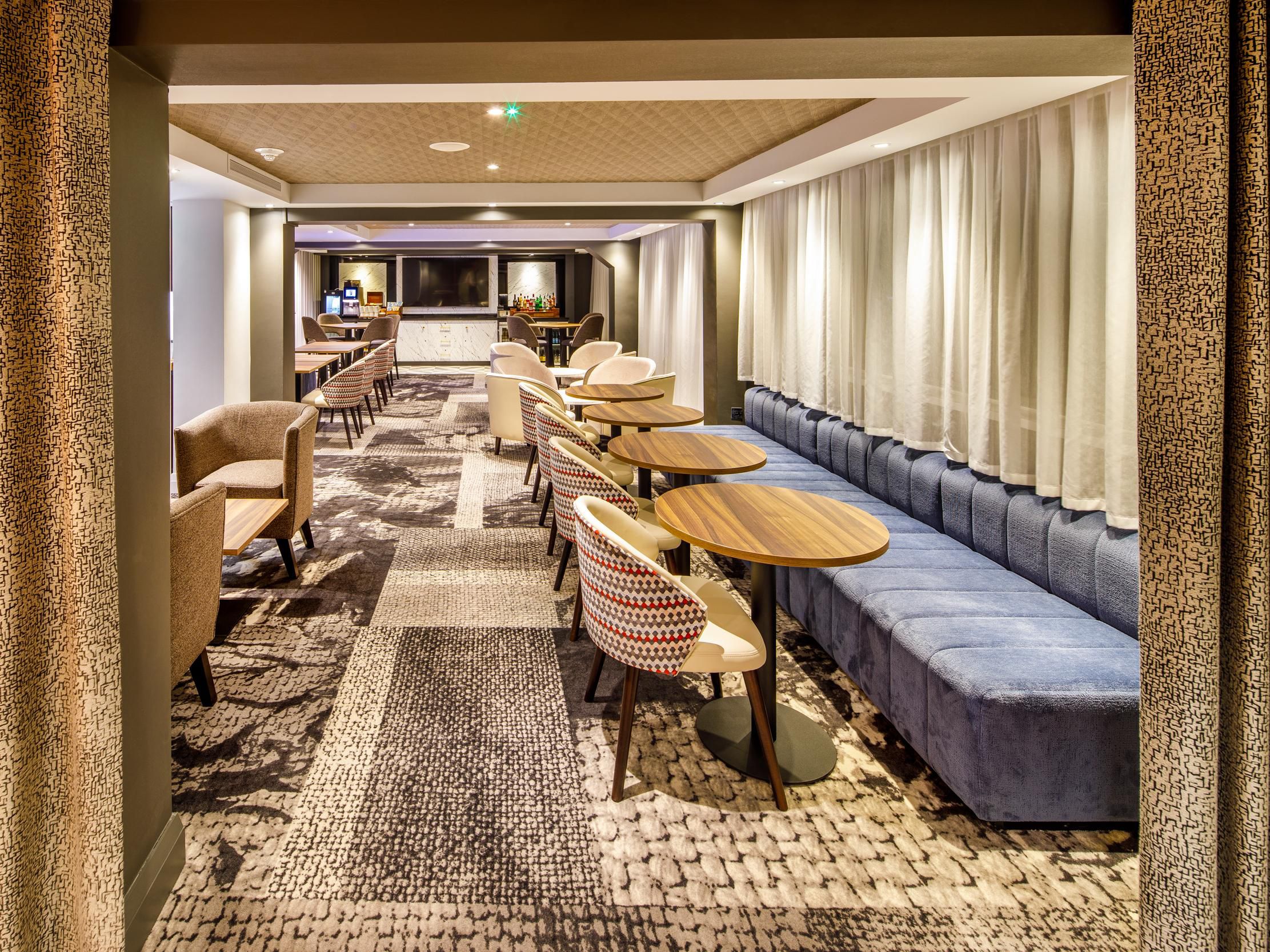 4-Star Airport Hotel: Crowne Plaza Manchester Airport