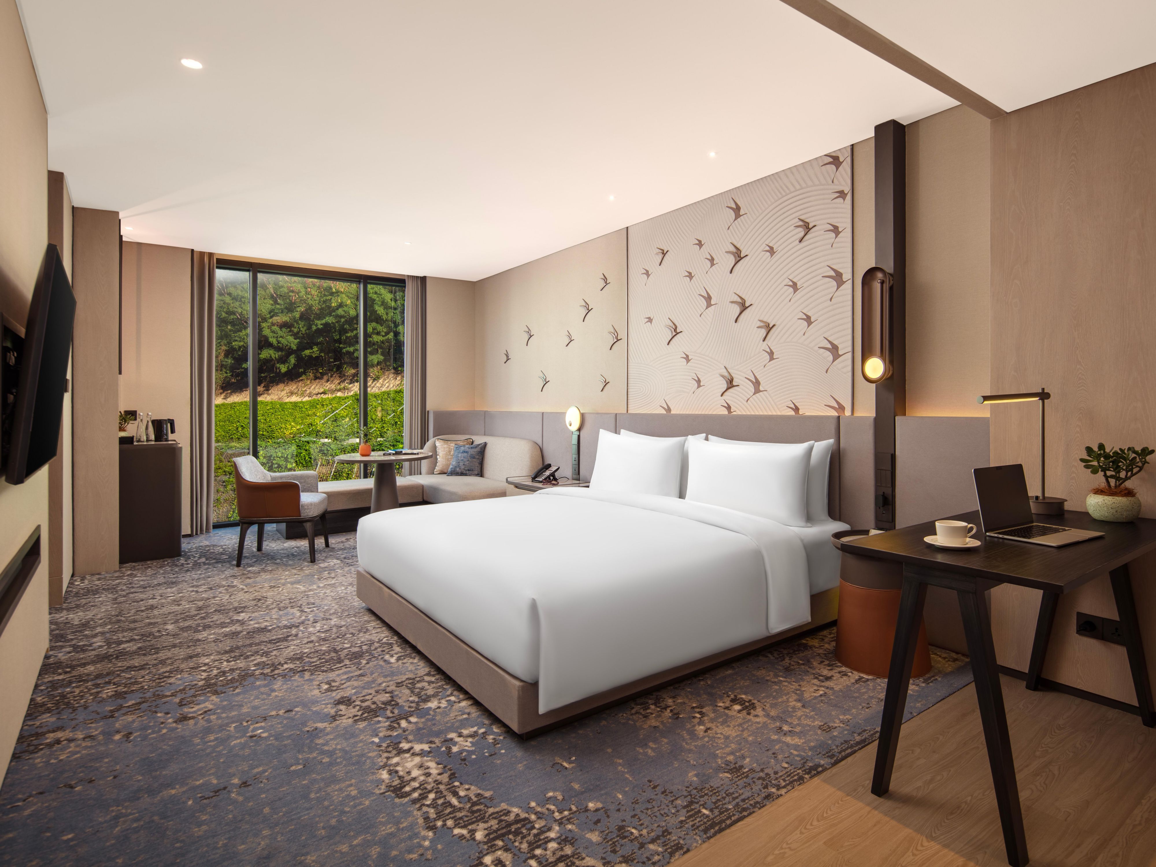 Premium Hotel in Flores Crowne Plaza Labuan Bajo