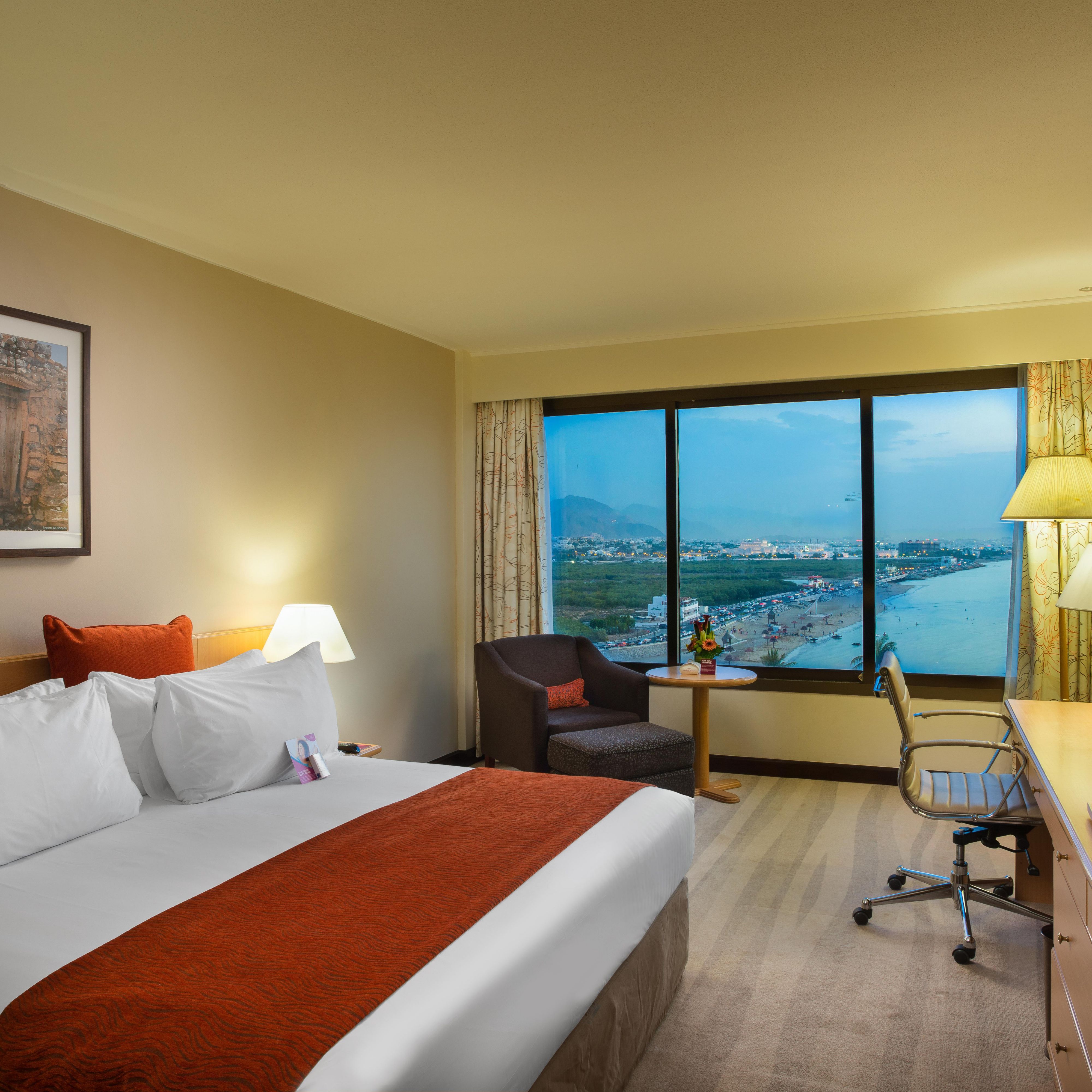 Crowne Plaza Muscat