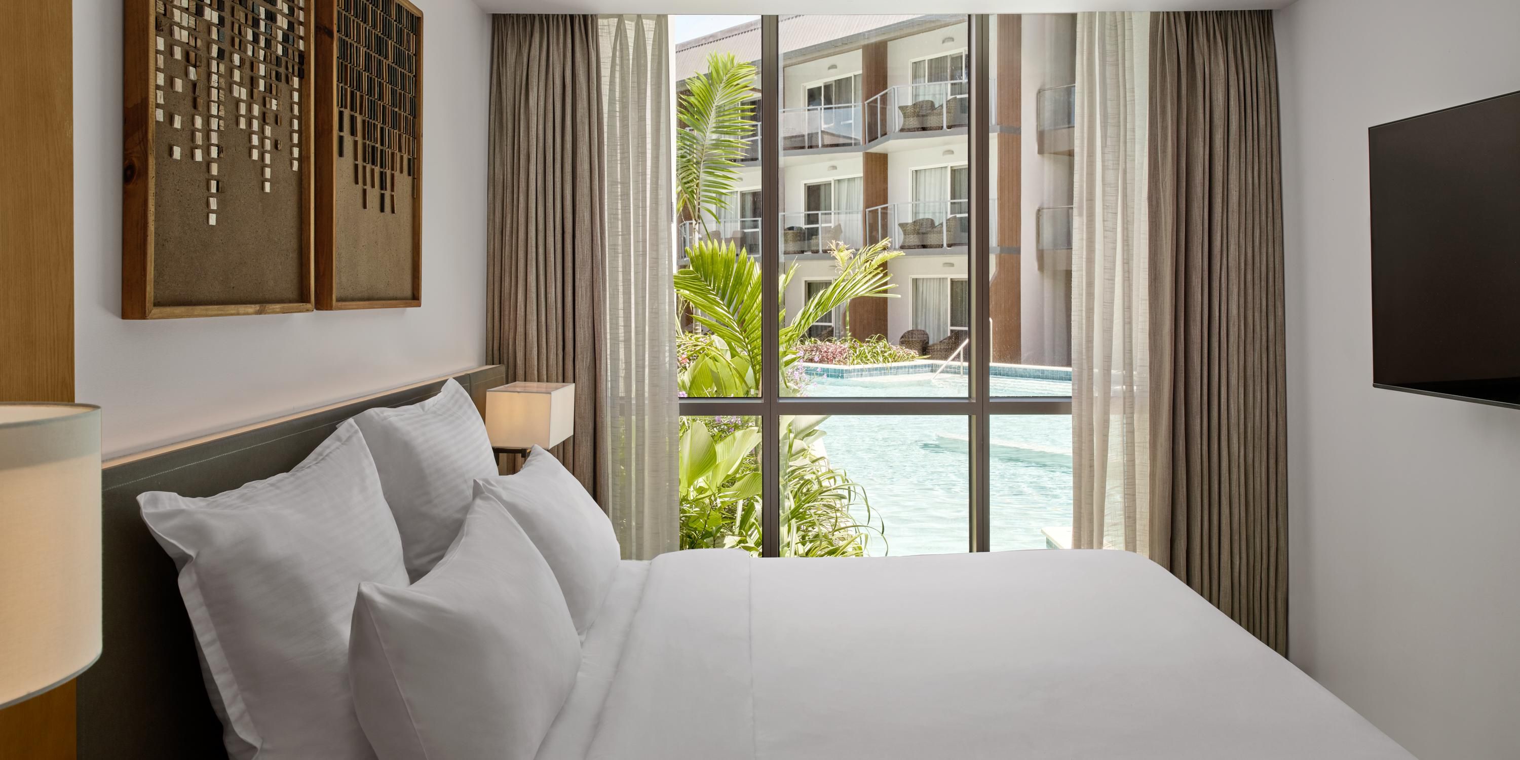 Crowne Plaza Fiji Nadi Bay Resort & Spa