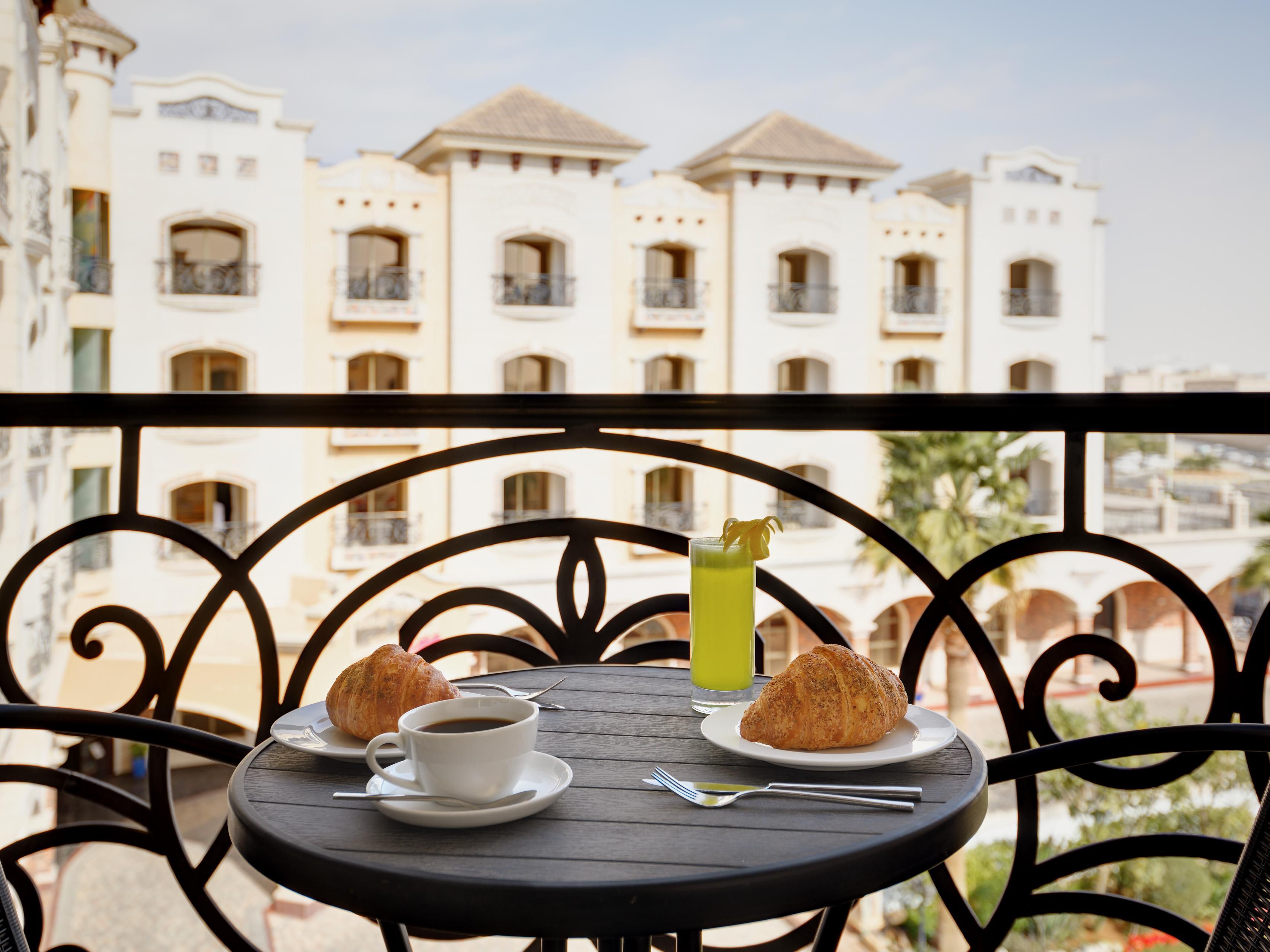 Crowne Plaza Riyadh al Waha, an IHG Hotel