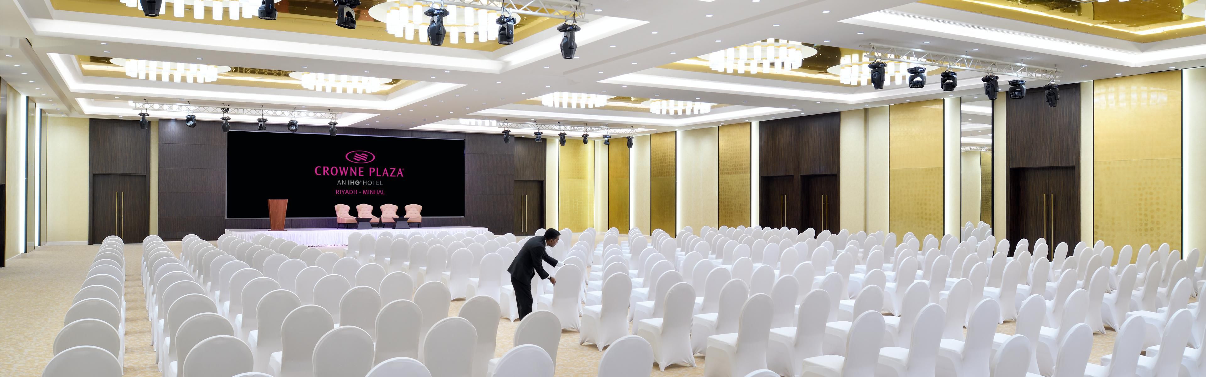 Crowne Plaza Riyadh Minhal - Hotel Meeting Rooms for Rent