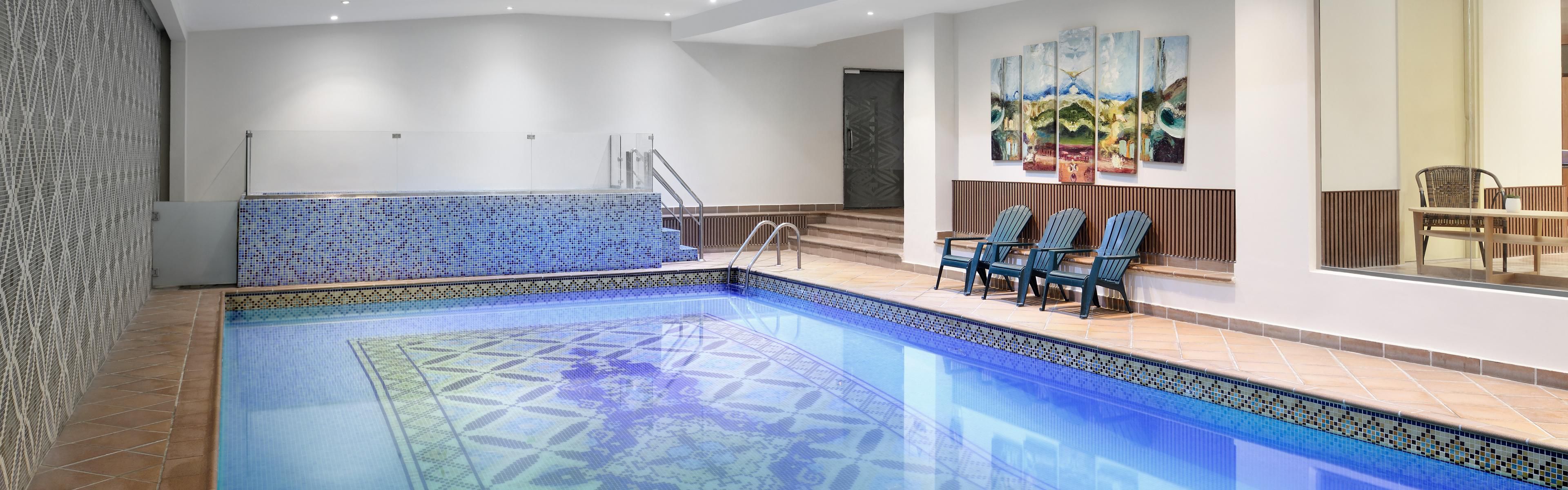 Crowne Plaza Riyadh Al Waha - Business Hotel, Best Price Guarantee