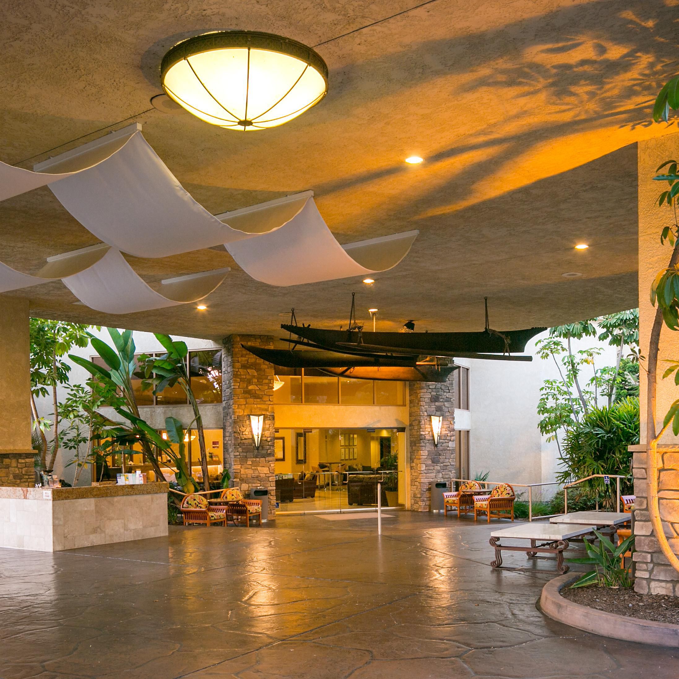 Hotels in Mission Valley San Diego | Crowne Plaza San Diego - Mission ...
