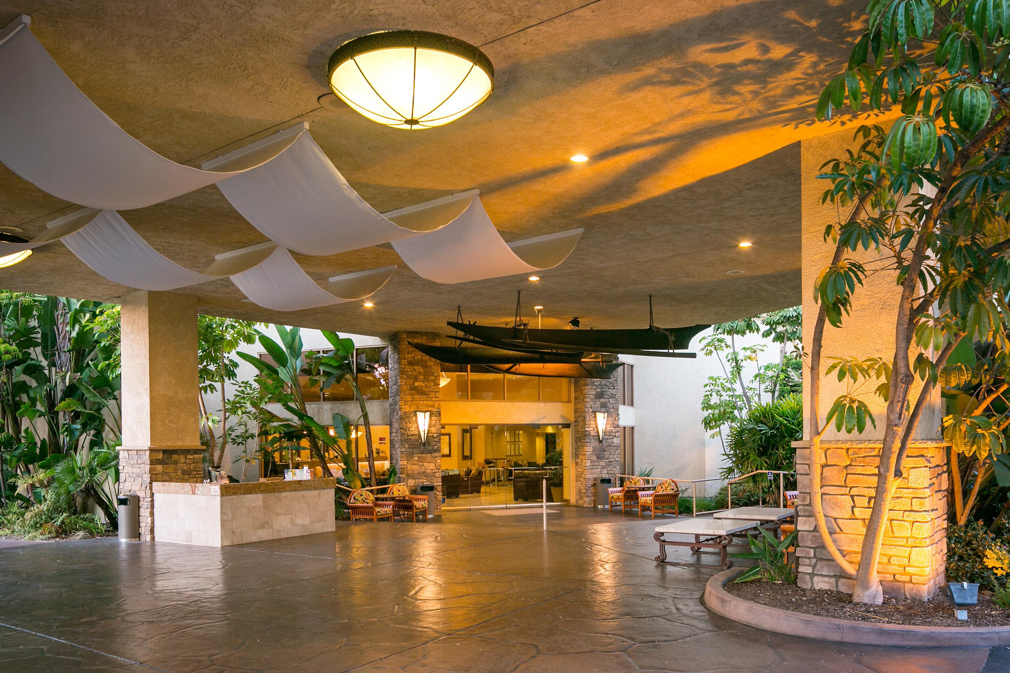 Hotels in Mission Valley San Diego | Crowne Plaza San Diego - Mission ...