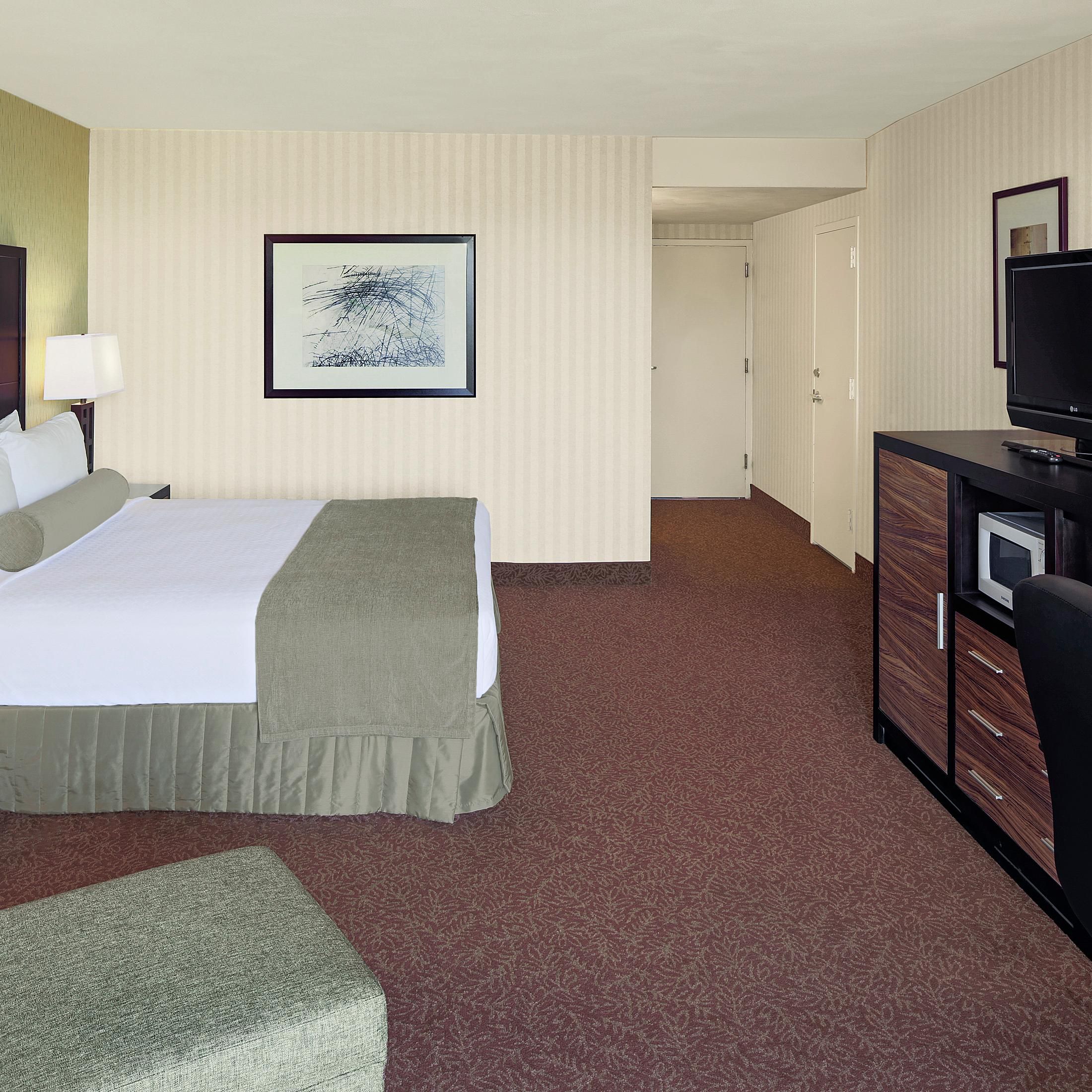 Hotels in Mission Valley San Diego | Crowne Plaza San Diego - Mission ...