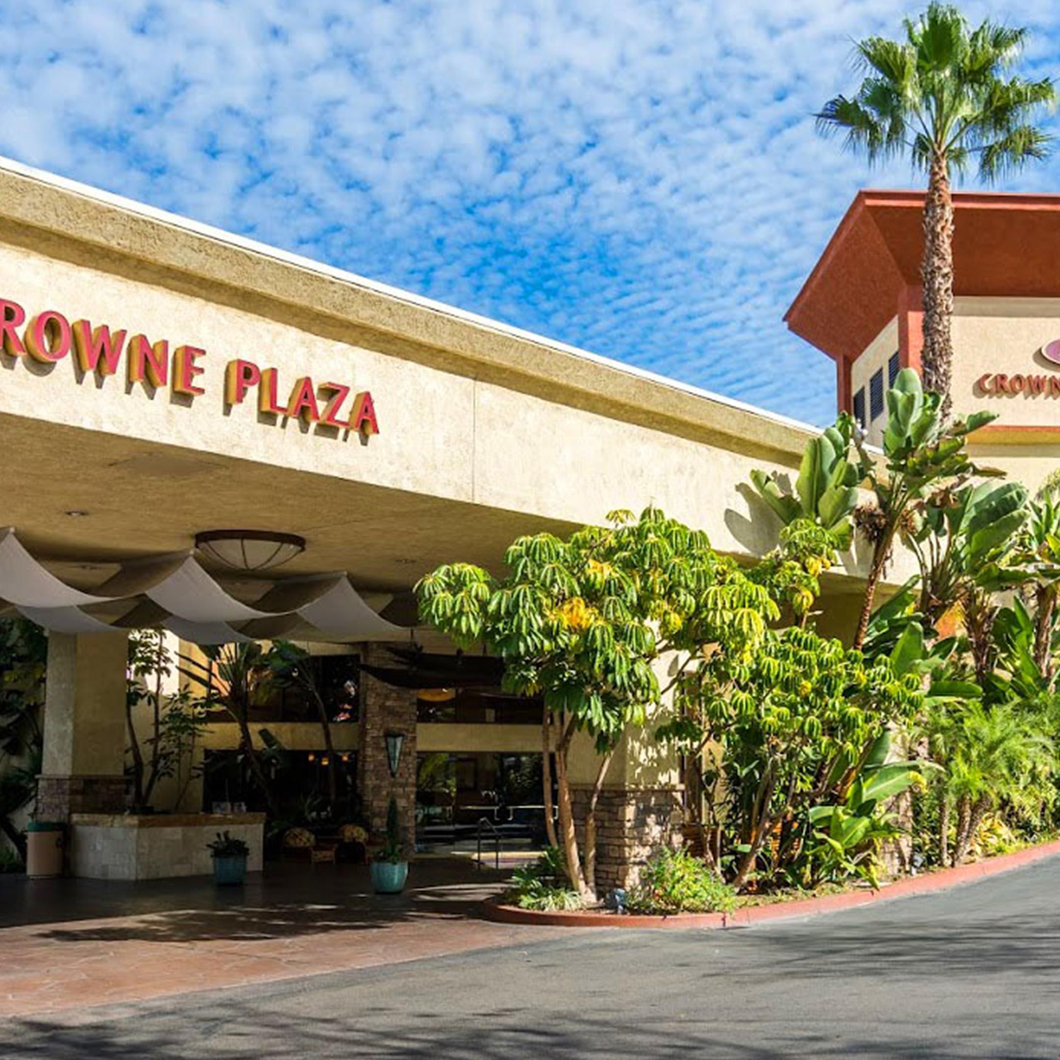 Hotels in Mission Valley San Diego | Crowne Plaza San Diego - Mission ...