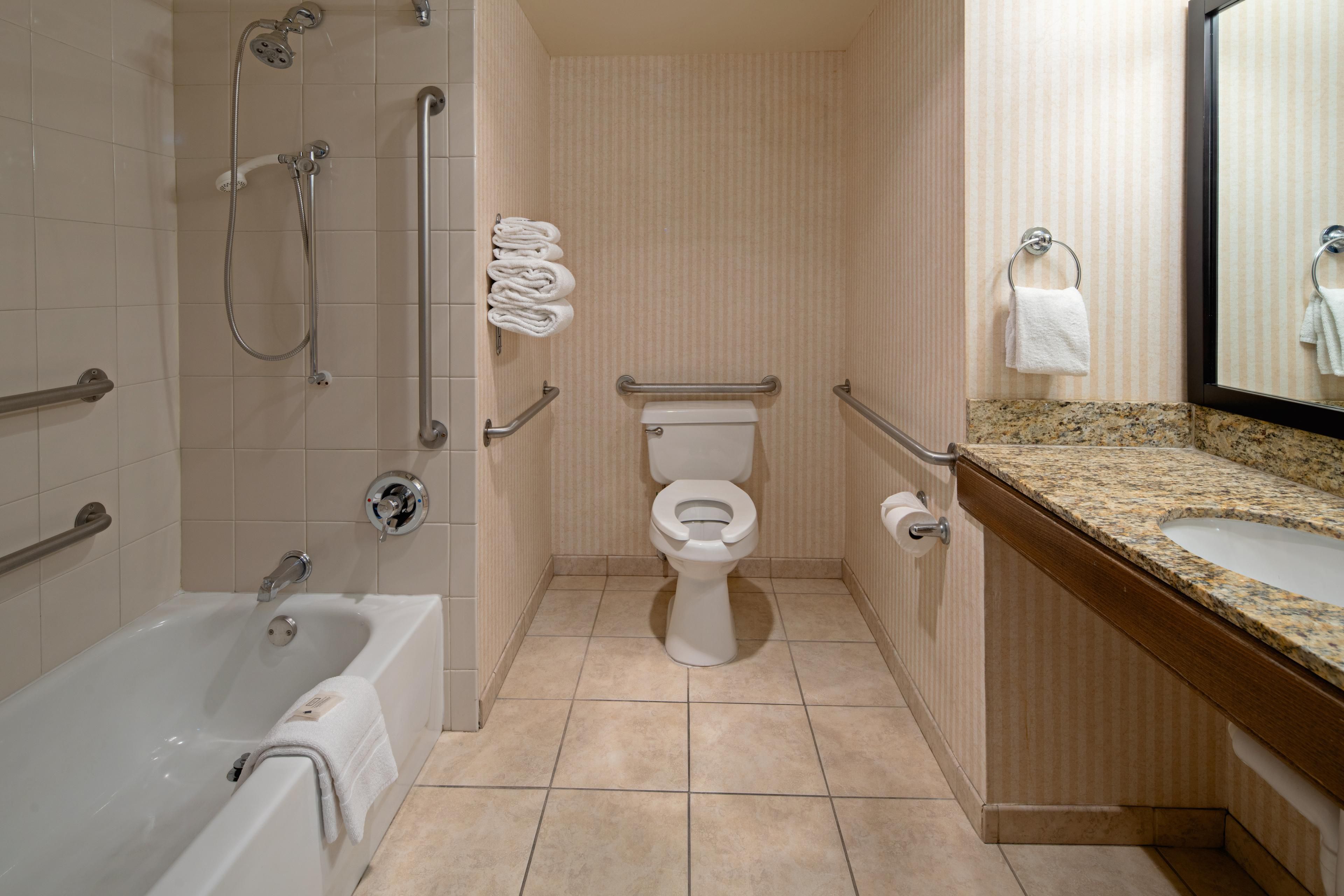 Hotels in Mission Valley San Diego | Crowne Plaza San Diego - Mission ...