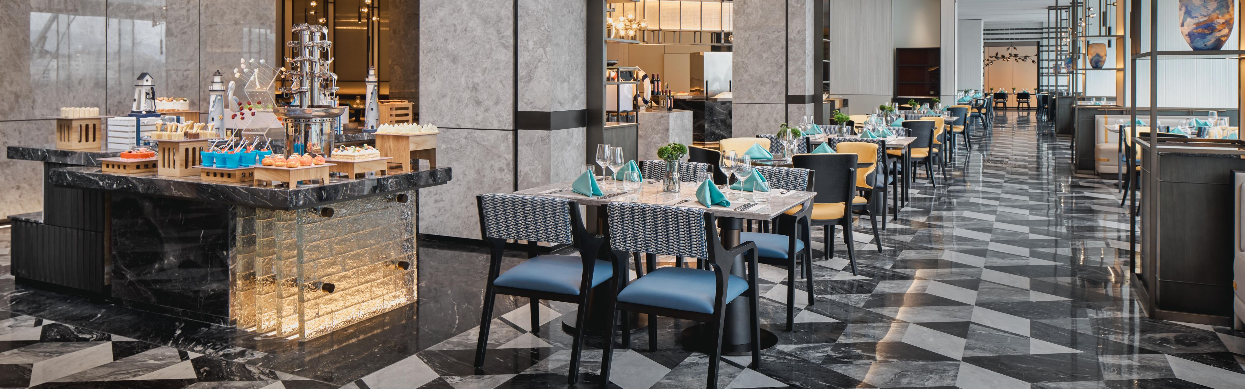 Experience the unique charm of Cantonese and Shaanxi cuisine in Shangluo.